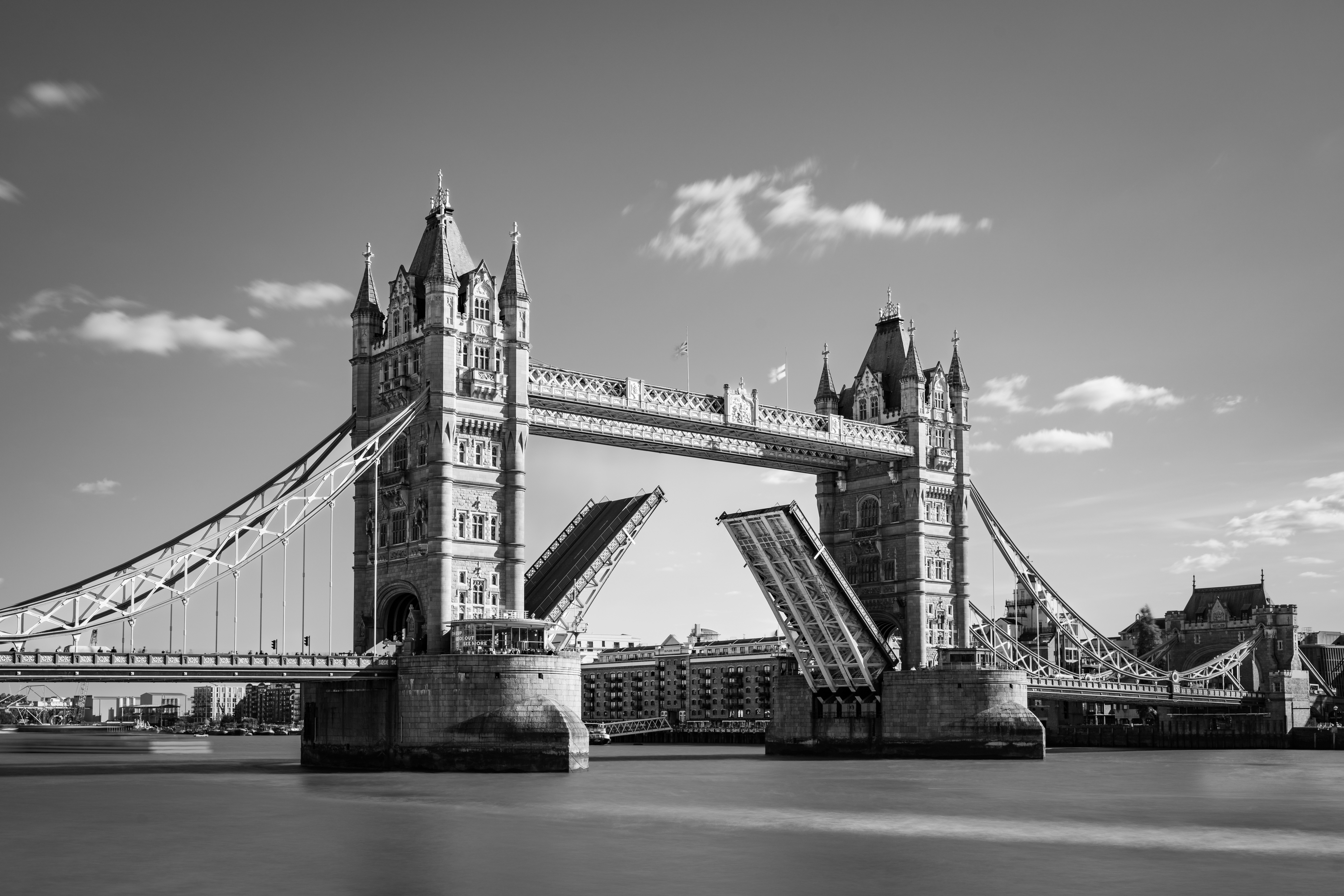 Tower Bridge con torres foto – Imagen de Puente gratuita en Unsplash