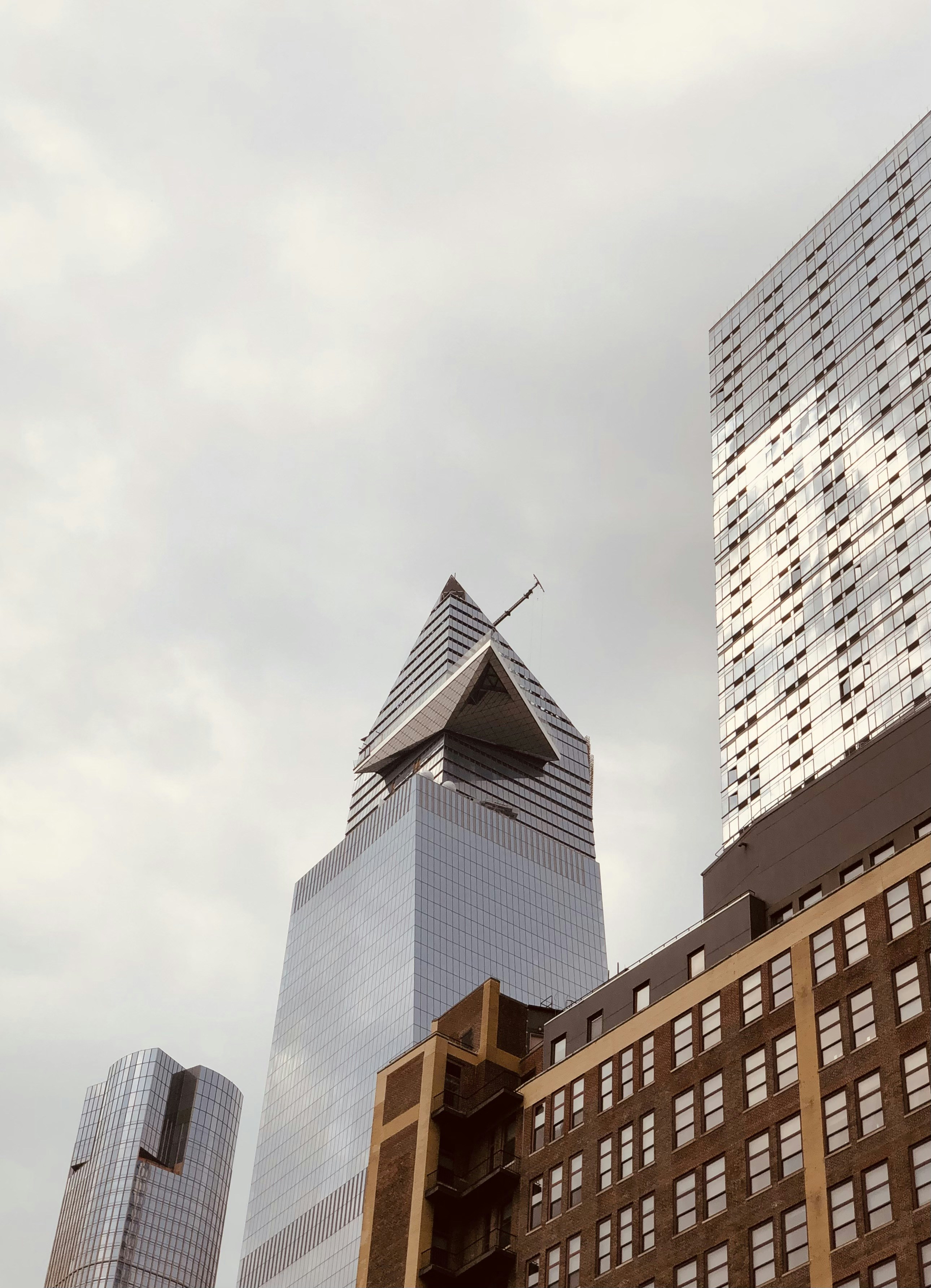 A group of buildings photo – Free Nyc Image on Unsplash