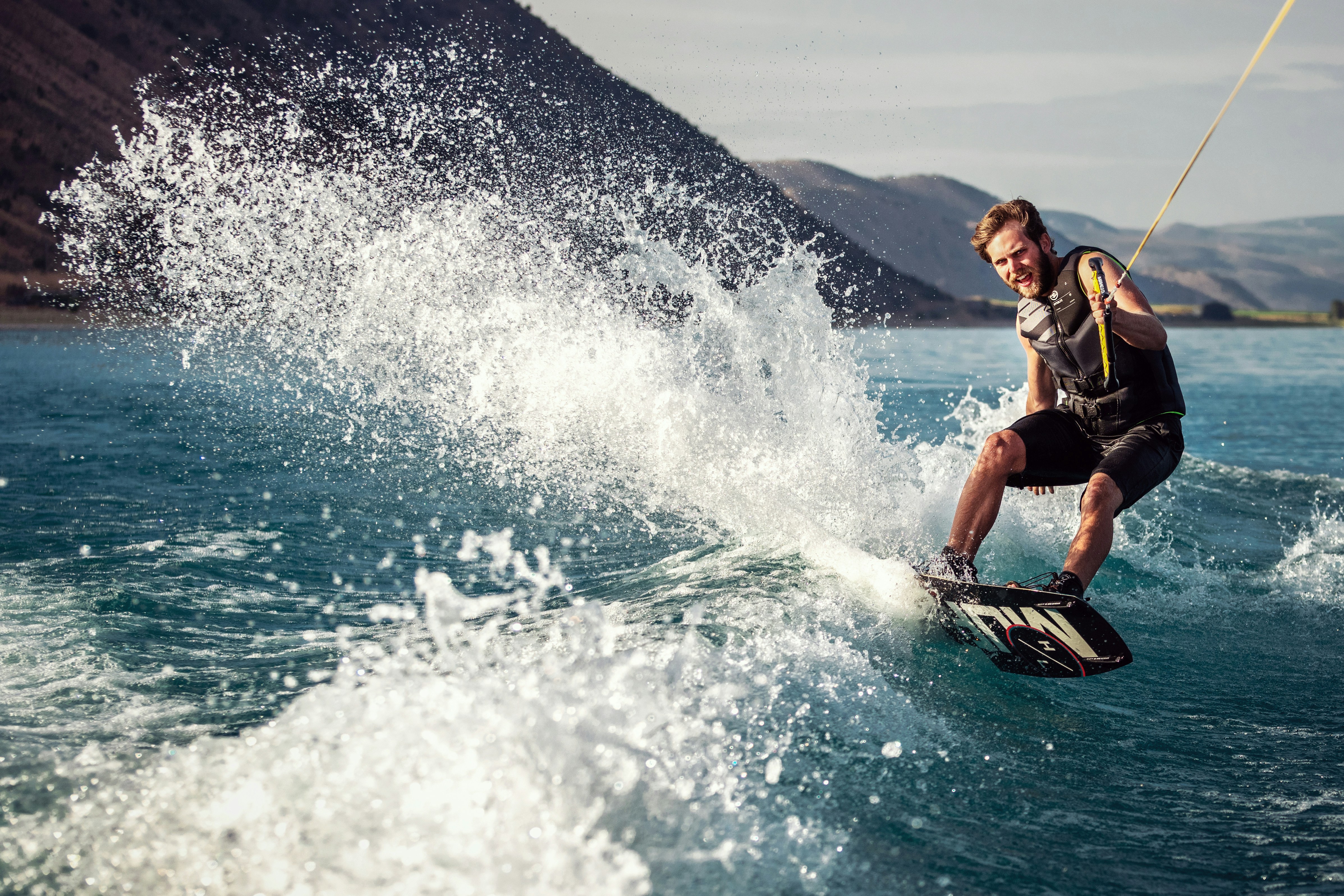 A man water skiing photo – Free Man Image on Unsplash