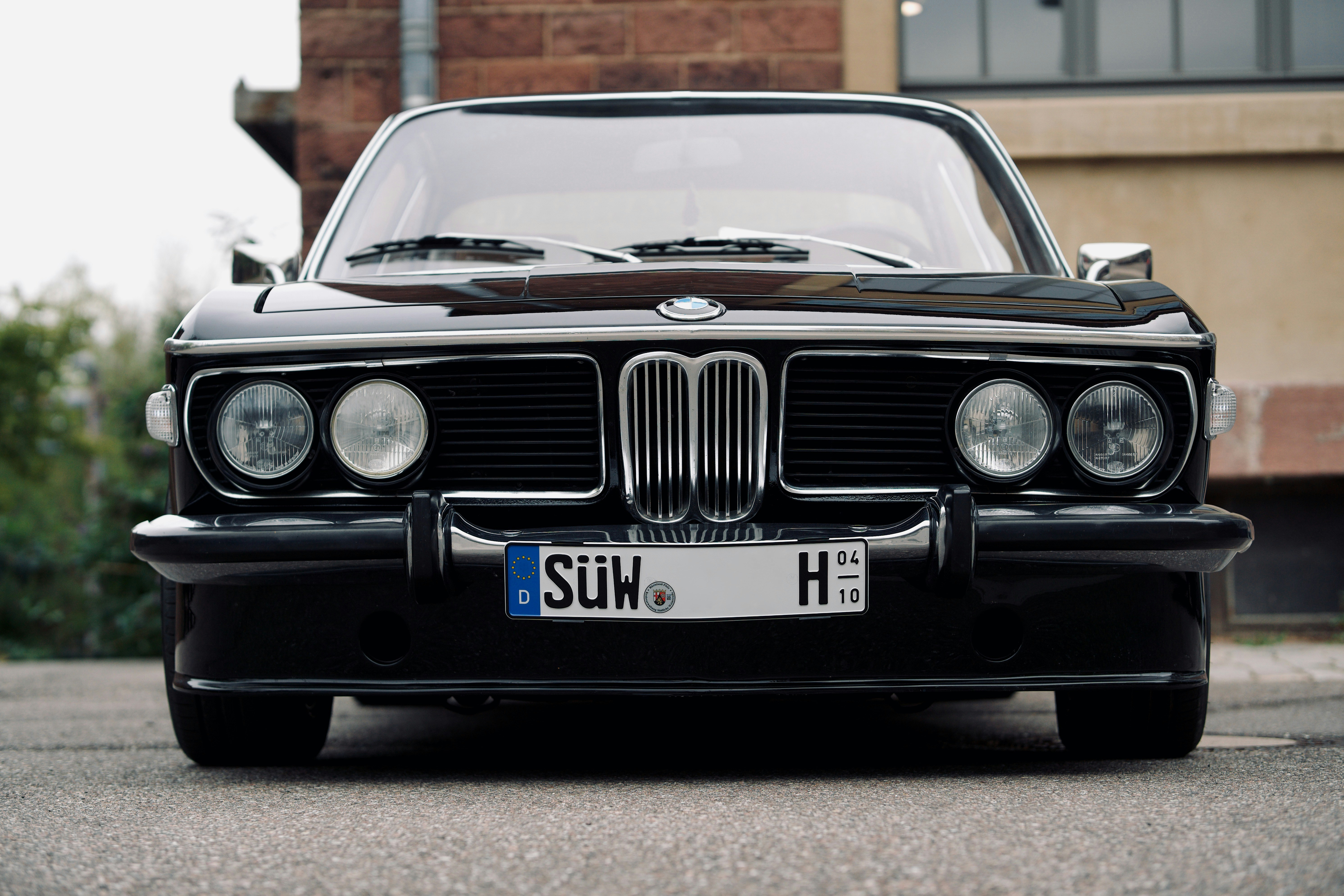 Parte delantera de un coche negro foto – Imagen de Coche gratuita en ...