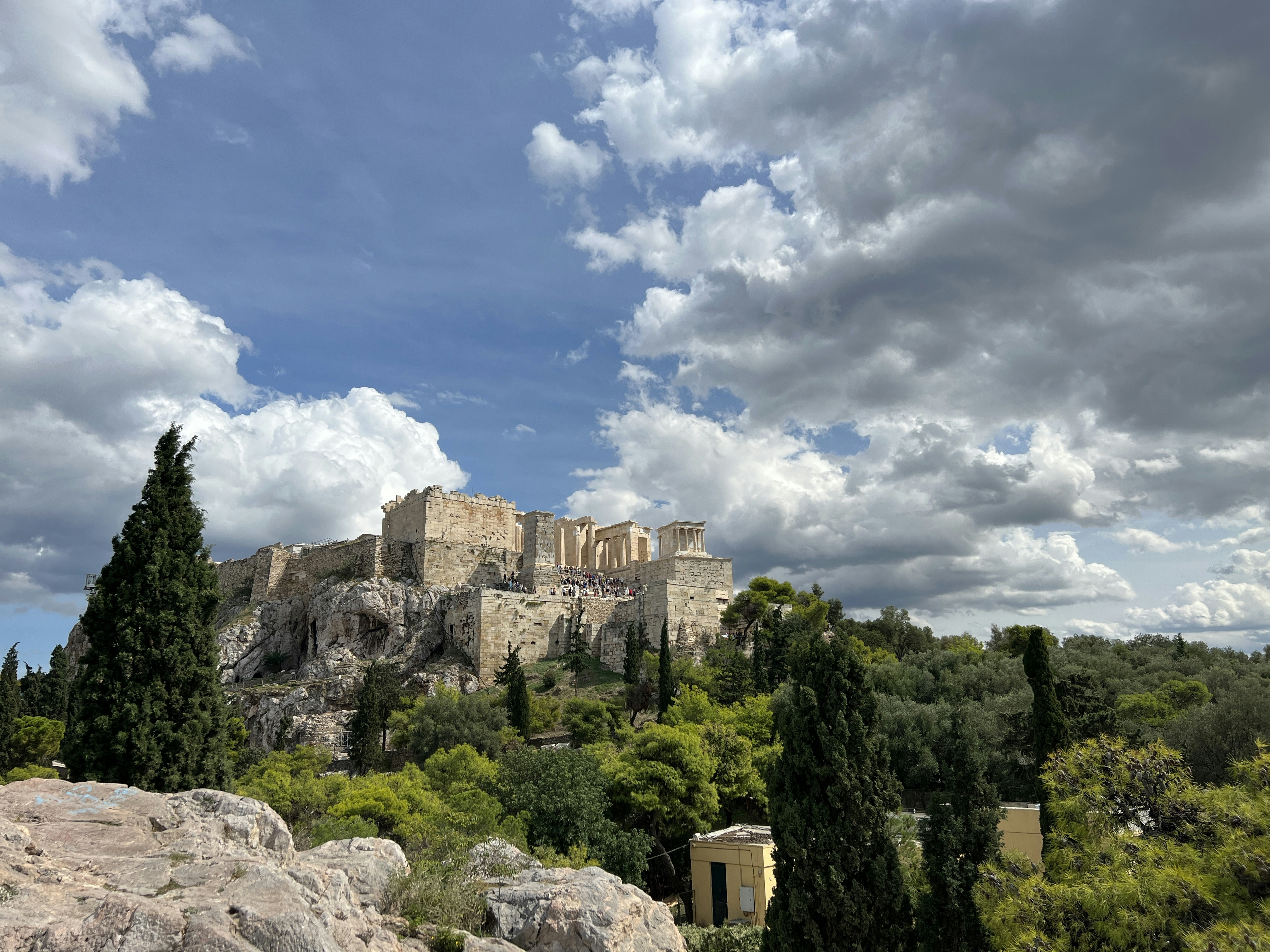 A stone castle on a hill photo – Free Acropolis Image on Unsplash