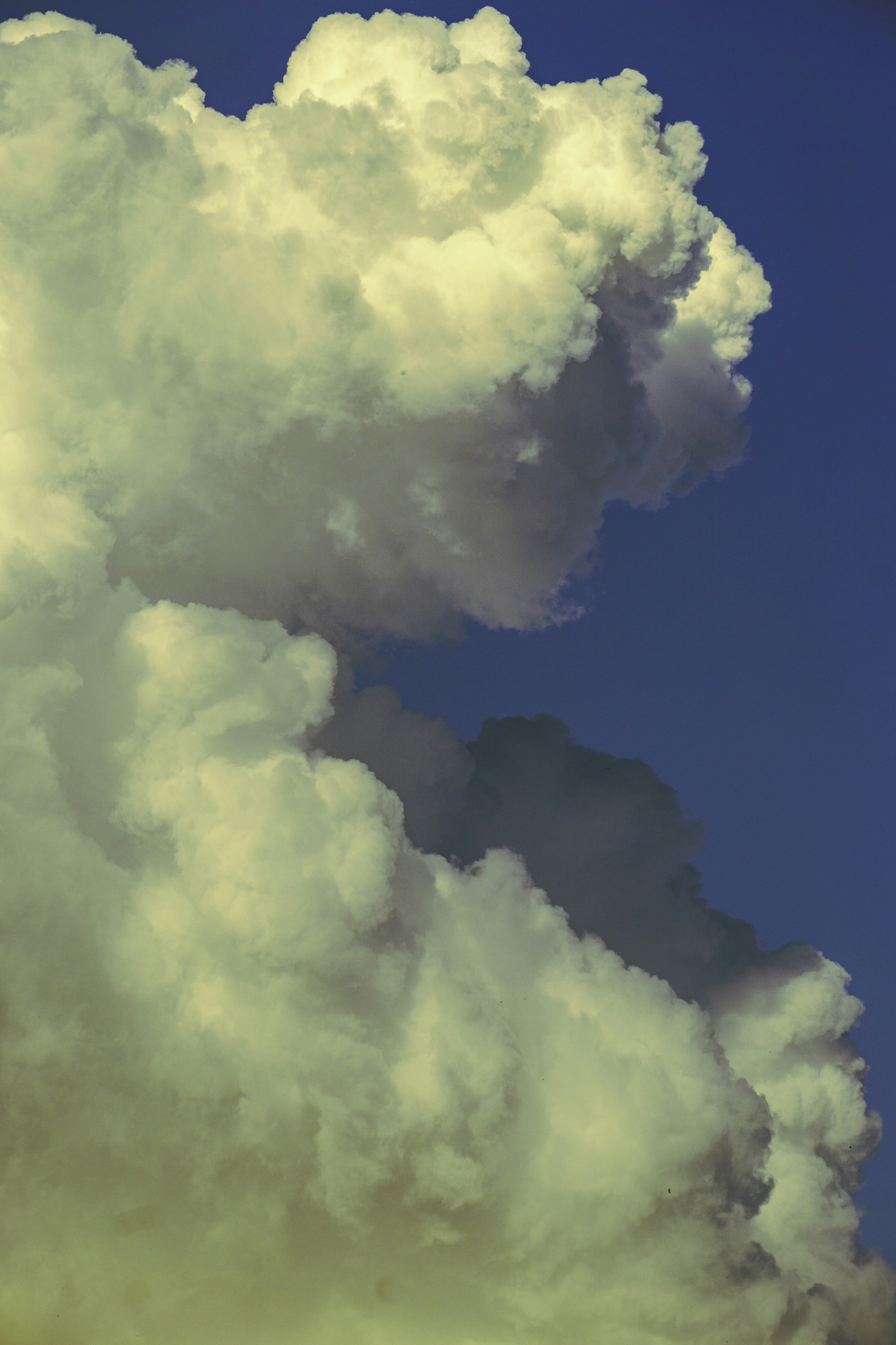 a large cloud of smoke
