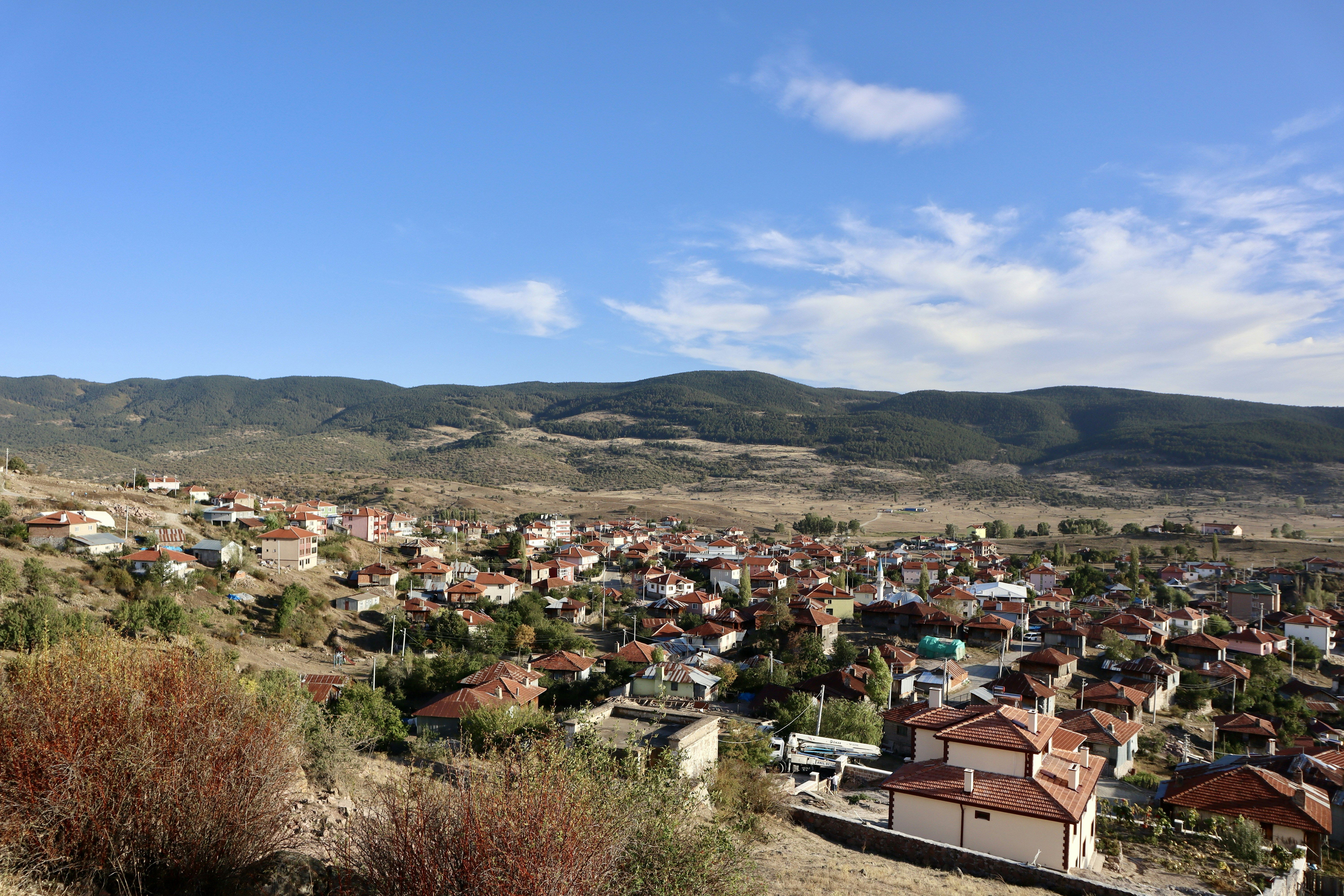 A town with hills in the background photo – Free Sorgun Image on Unsplash