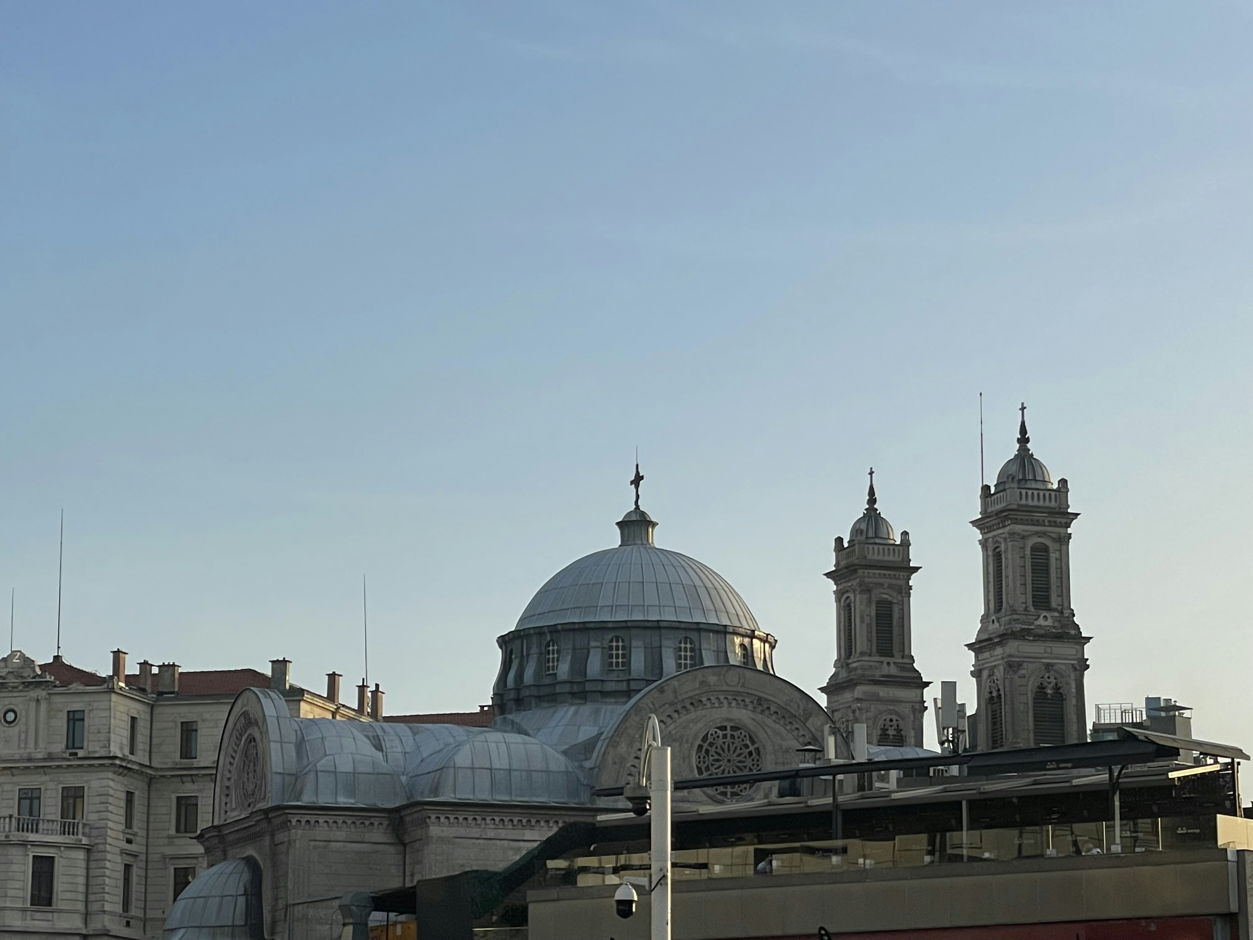 A large building with domed roofs photo – Free Architecture Image on ...