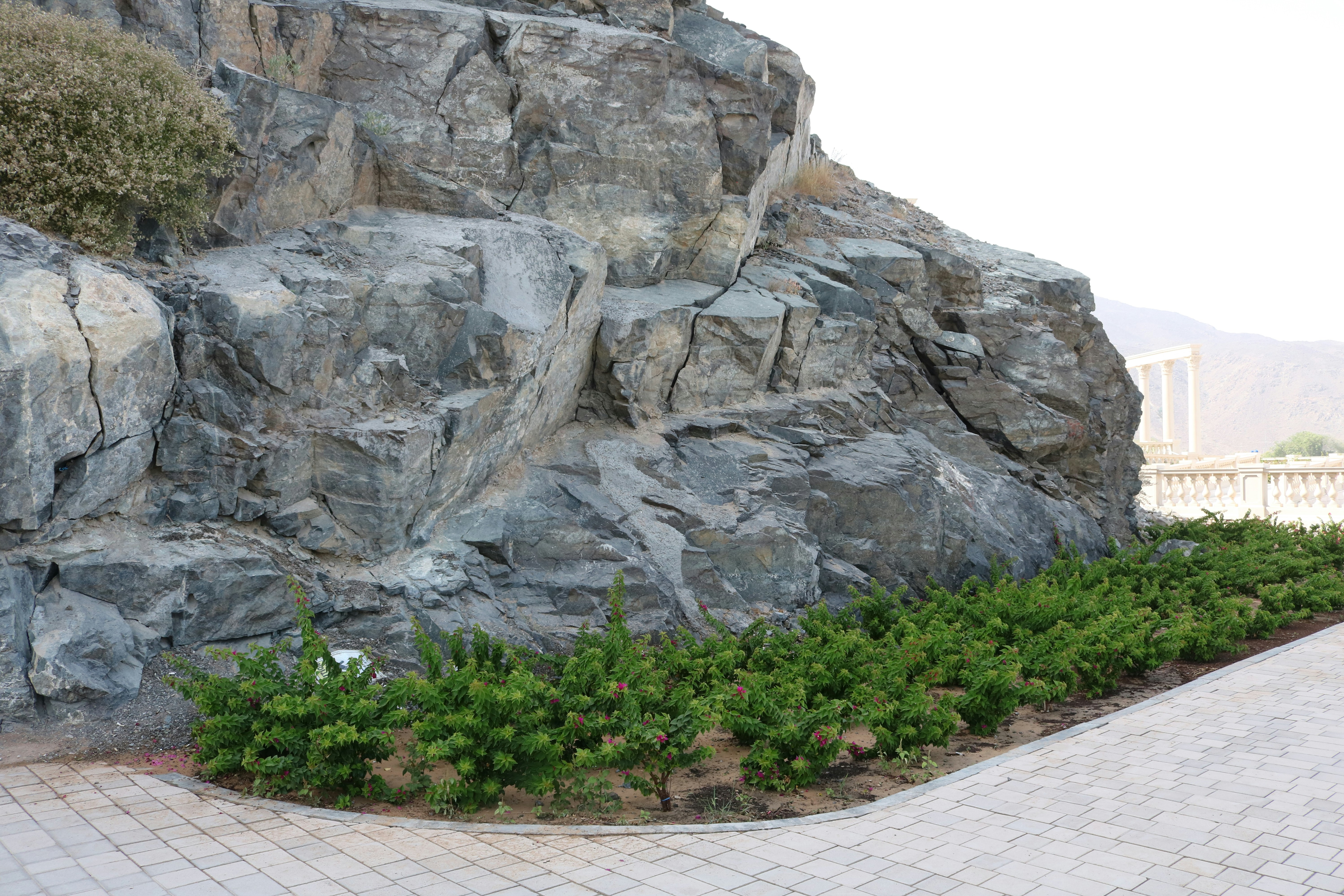 A large rock wall photo – Free Rock Image on Unsplash