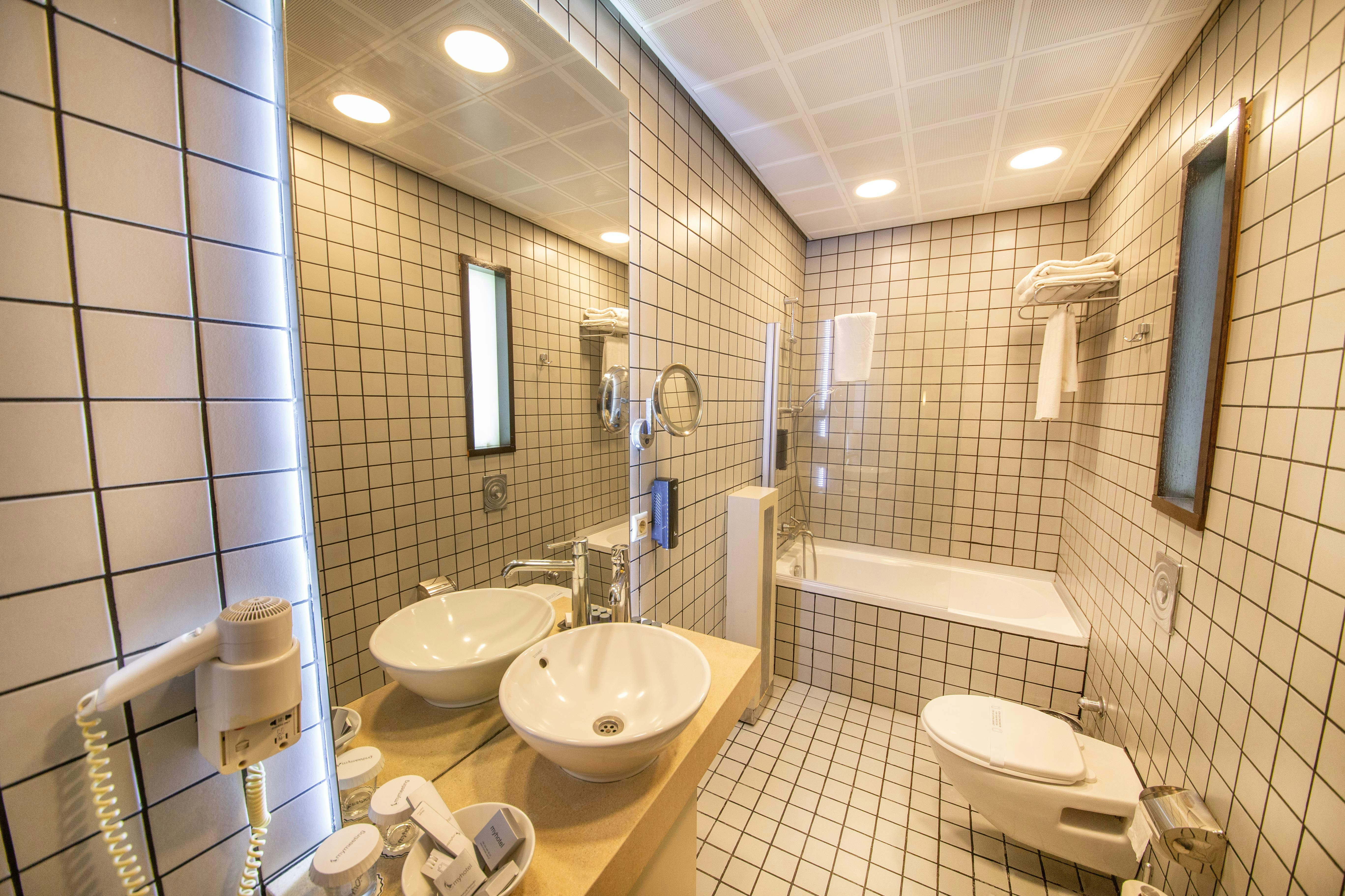 出遊住宿注意！明年元旦禁一次性旅宿備品 旅宿違規最重罰6000元 | FTNN 新聞網