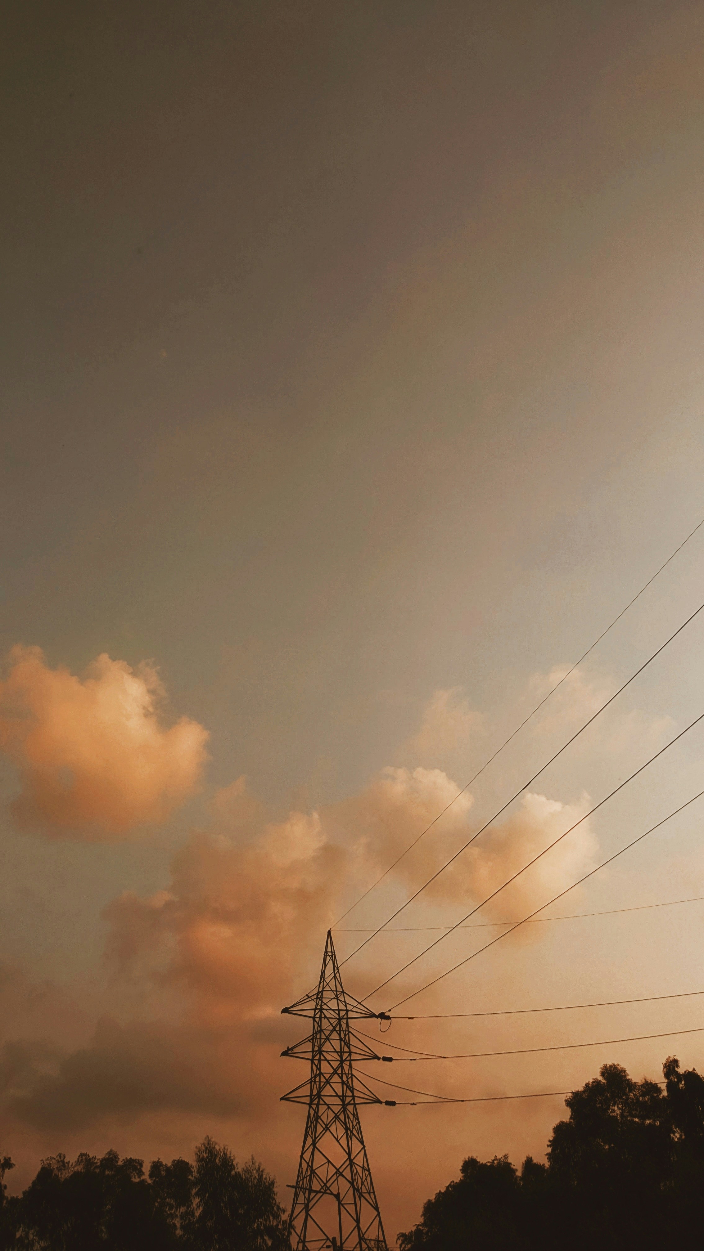 A power line tower photo – Free Asthetic Image on Unsplash