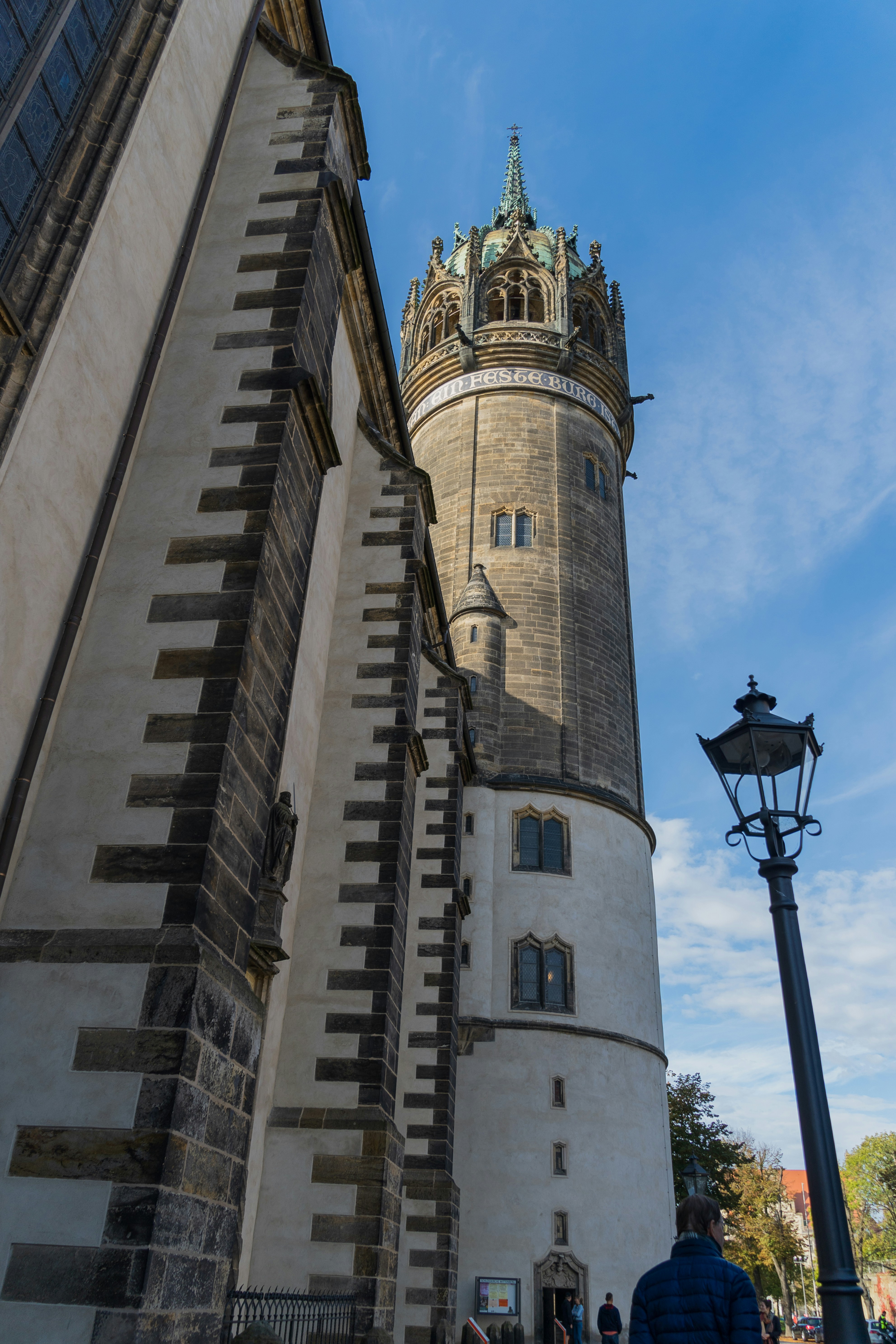 A tall stone building photo – Free Wittenberg Image on Unsplash
