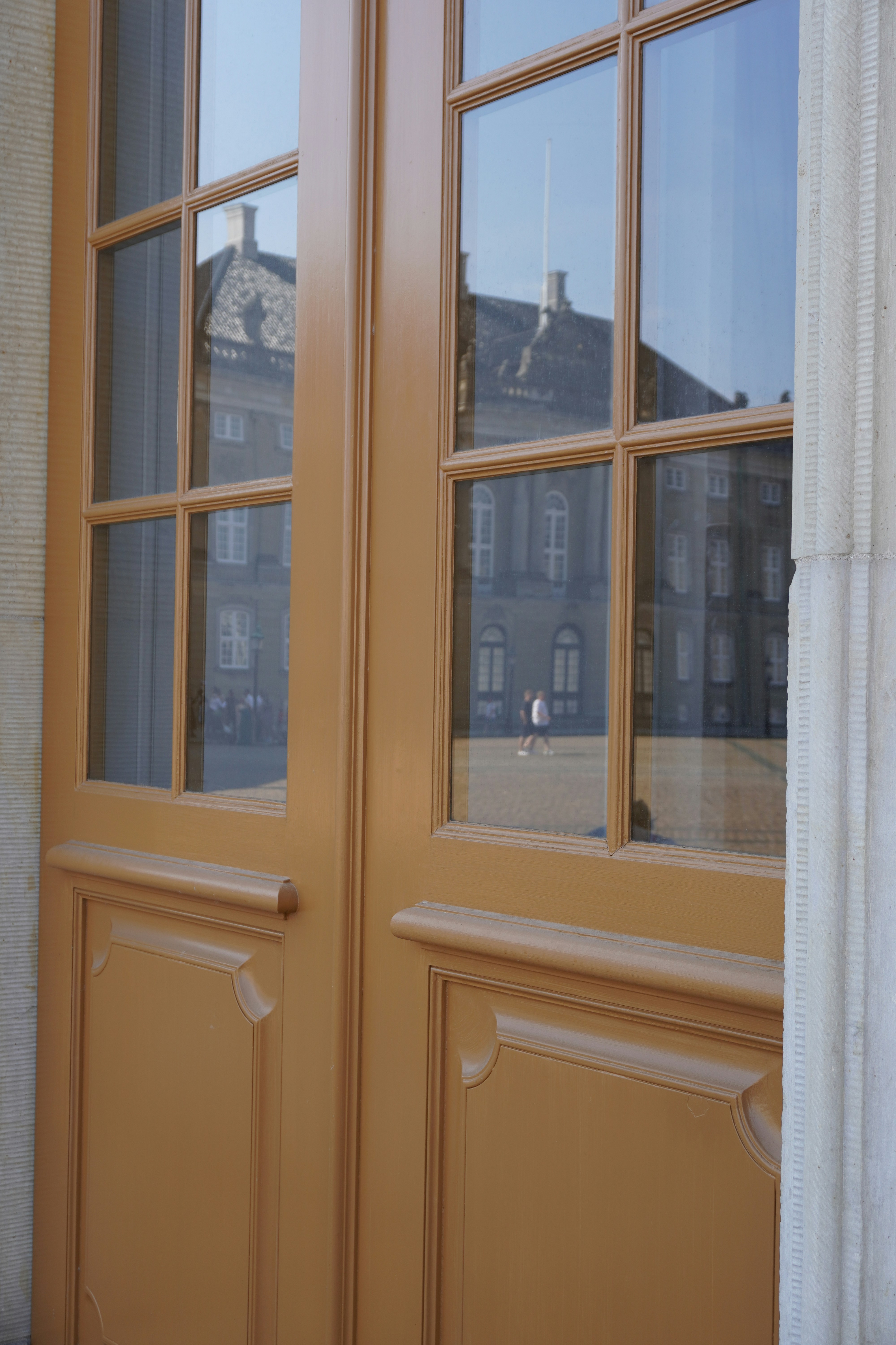 A door with a view of a city through it photo – Free Door Image on Unsplash