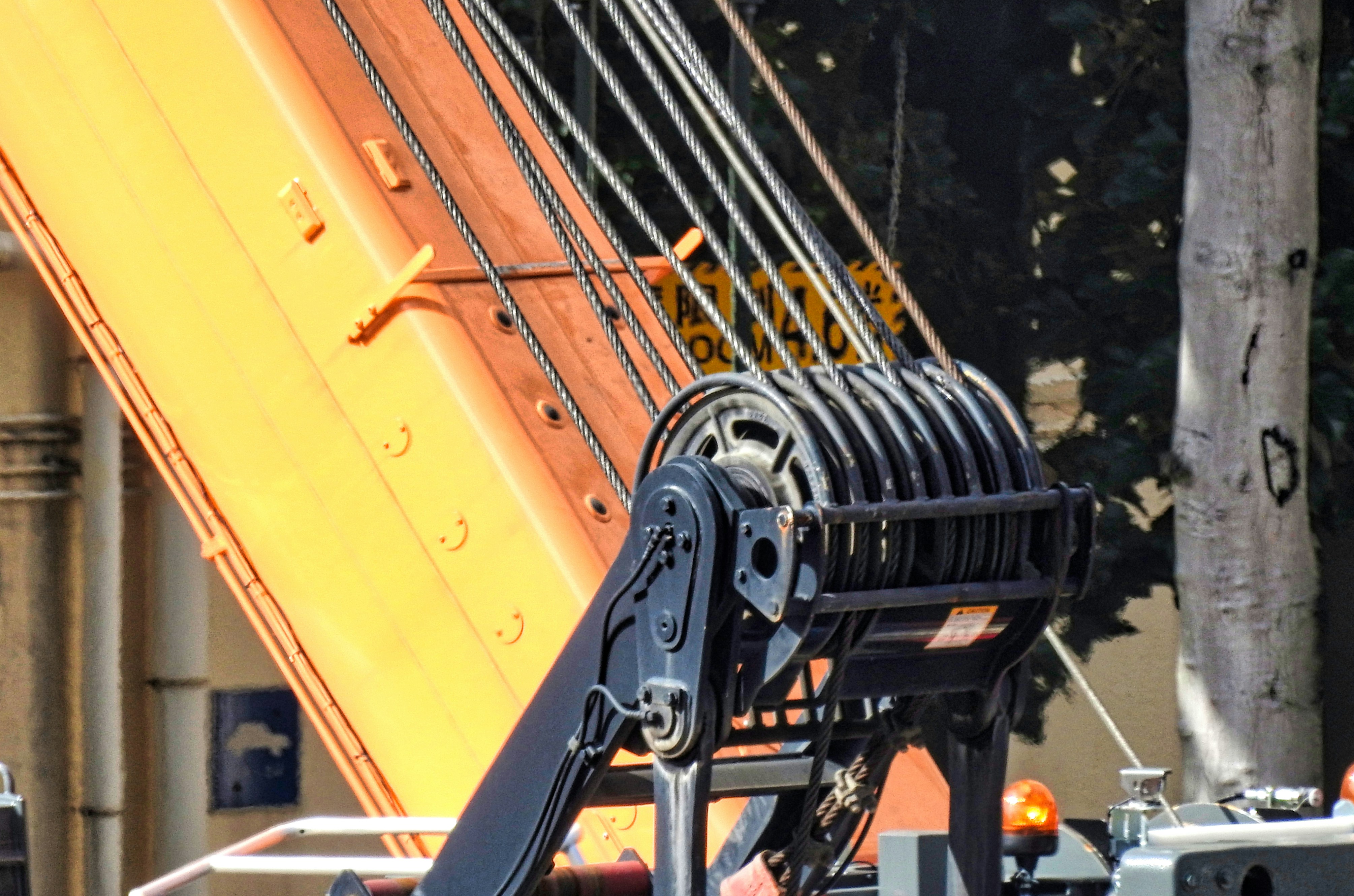 A large yellow machine photo – Free Image on Unsplash