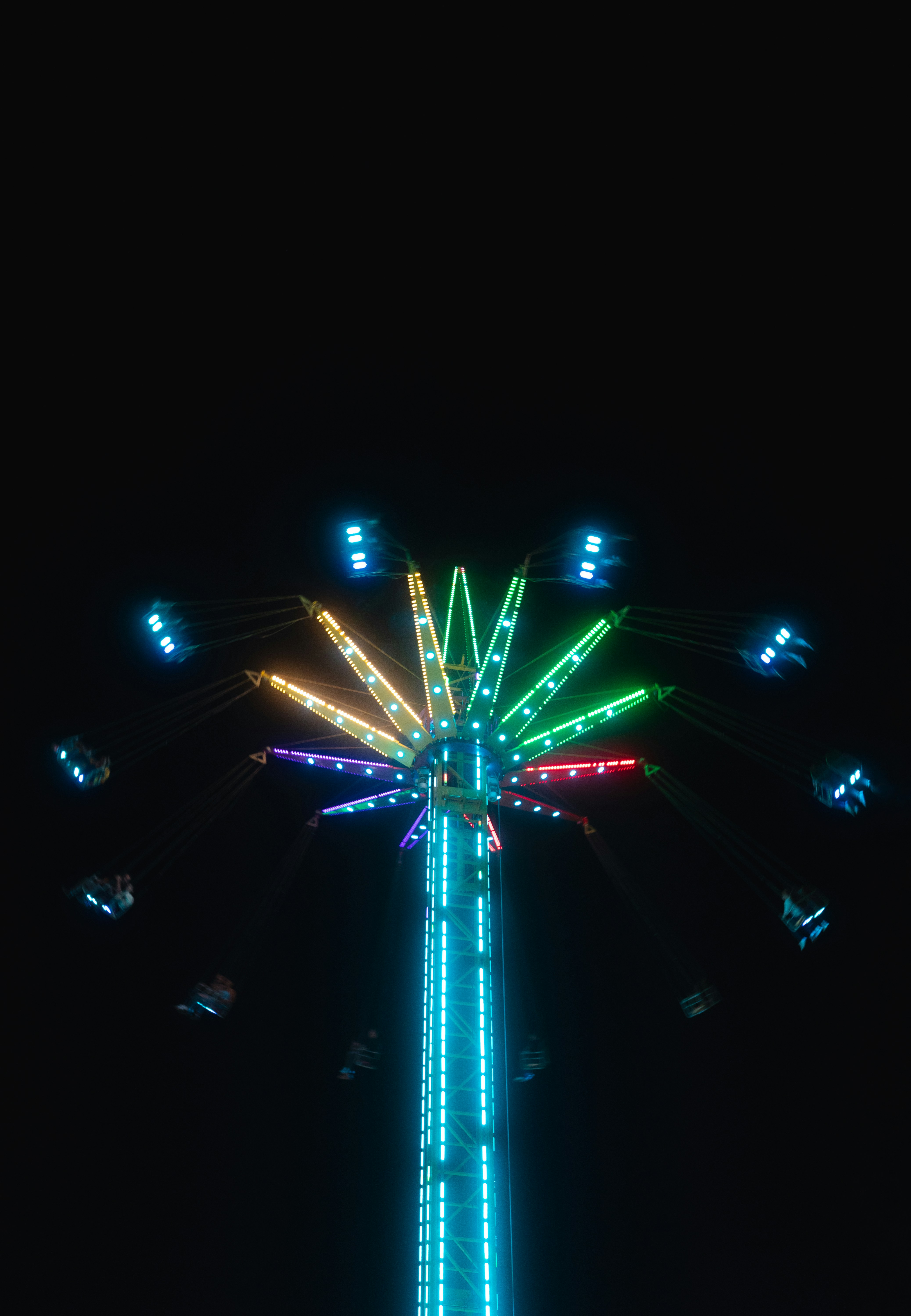 A tall tower with lights photo – Free Jalisco Image on Unsplash