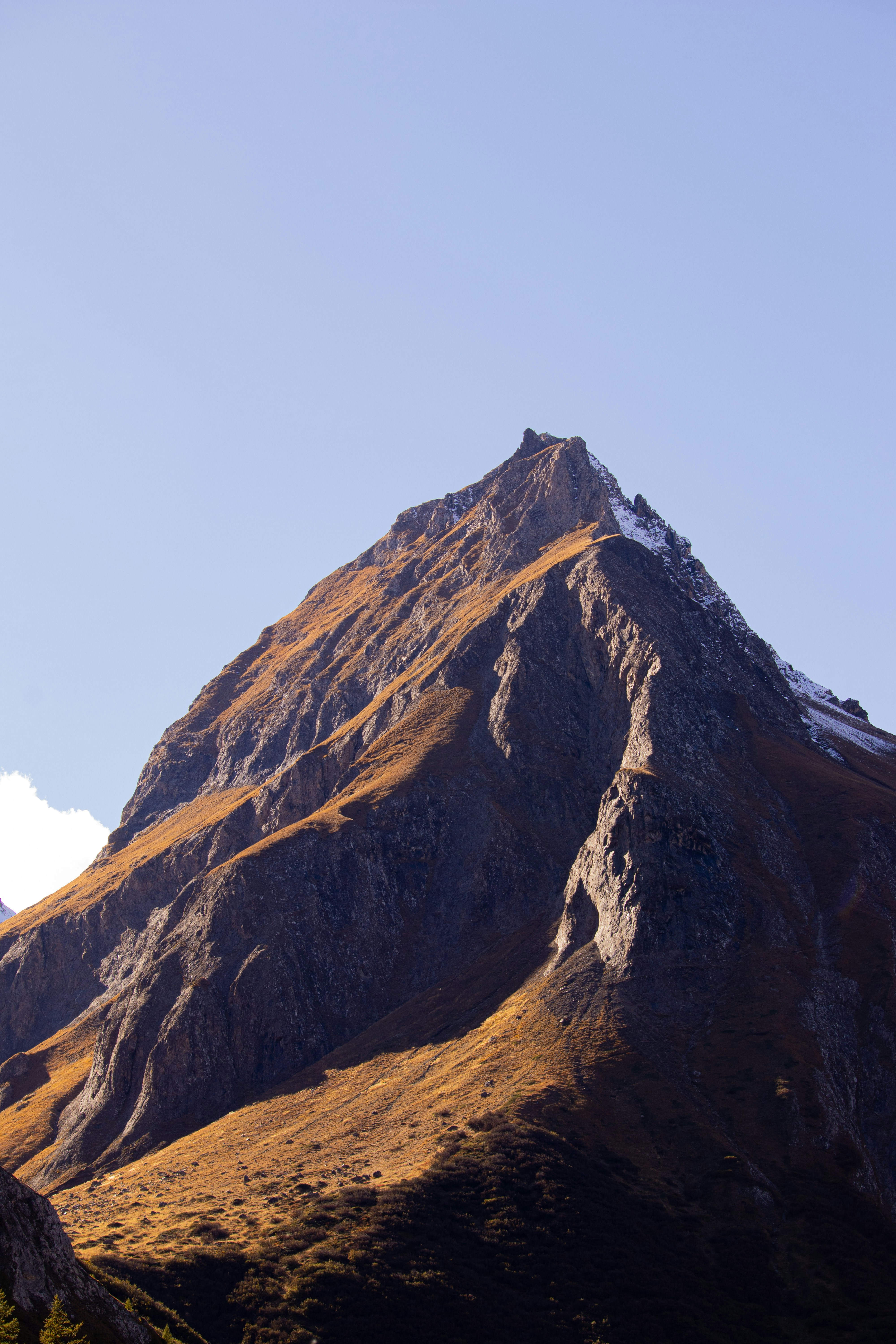 Foto zum Thema Ein Berg mit einem großen Gipfel – Kostenloses Bild zu ...
