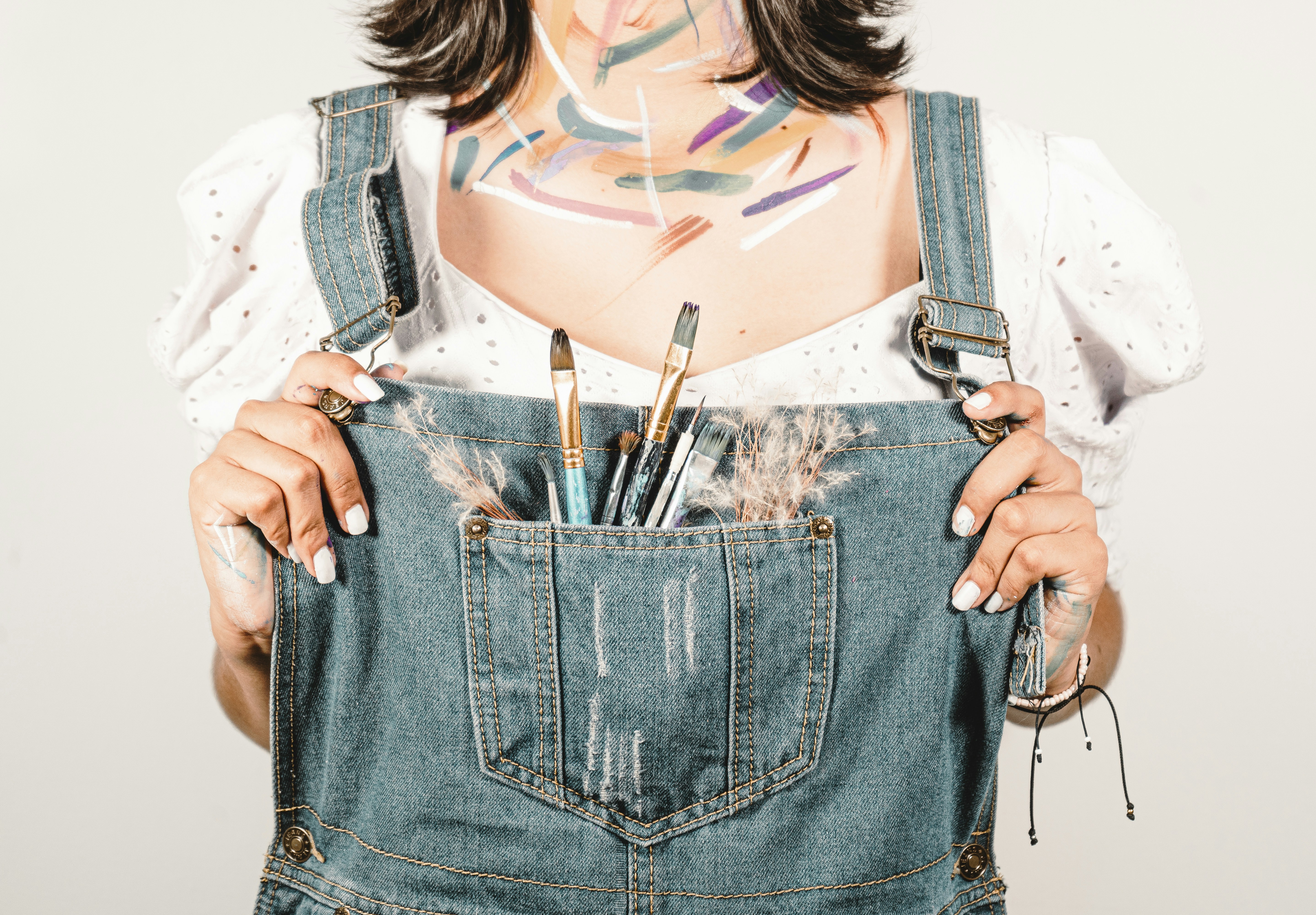 Pocket Palette: Denim Portrait with a Pocketful of Color