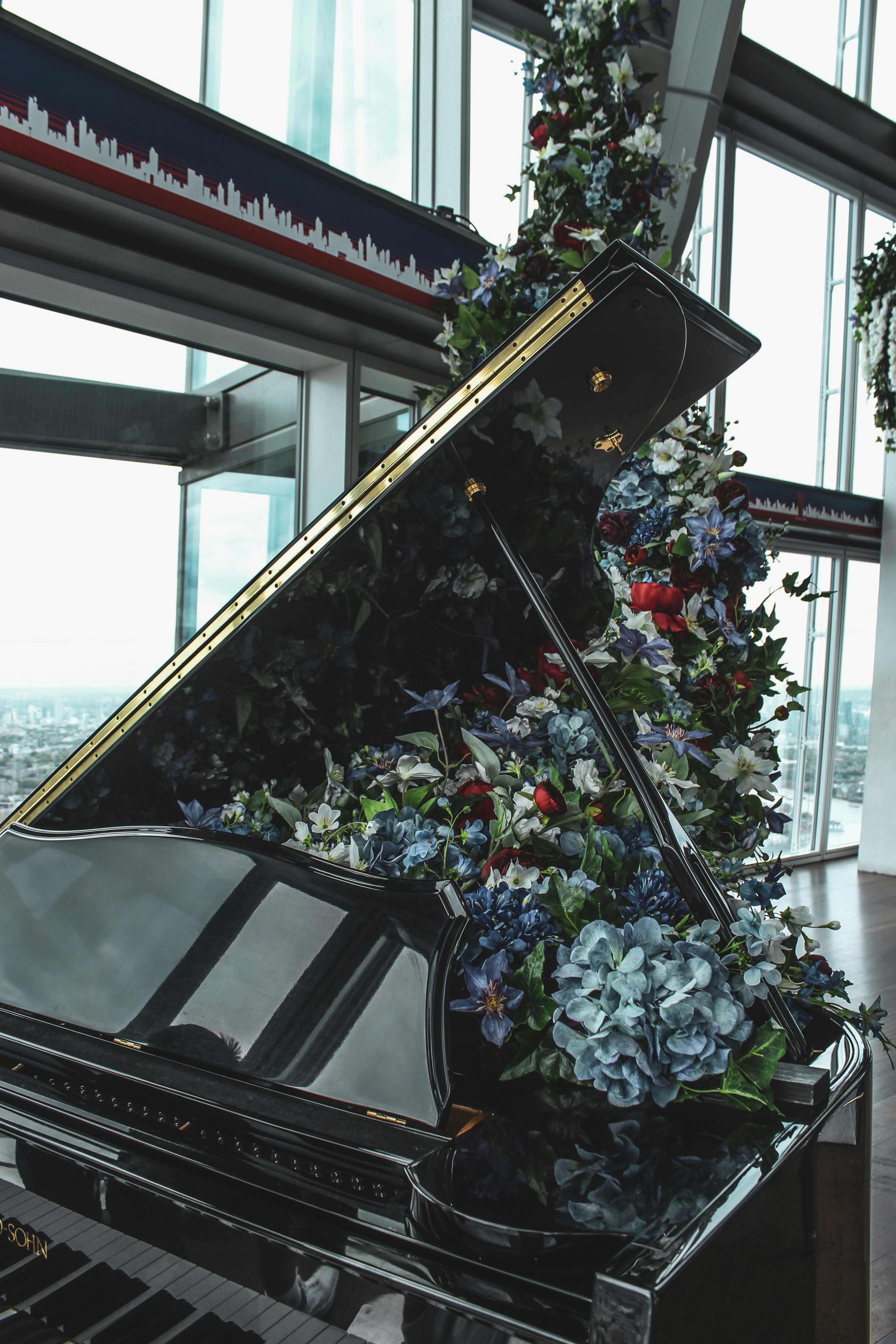 Floral Crescendo: A Grand Piano Adorned by Spring