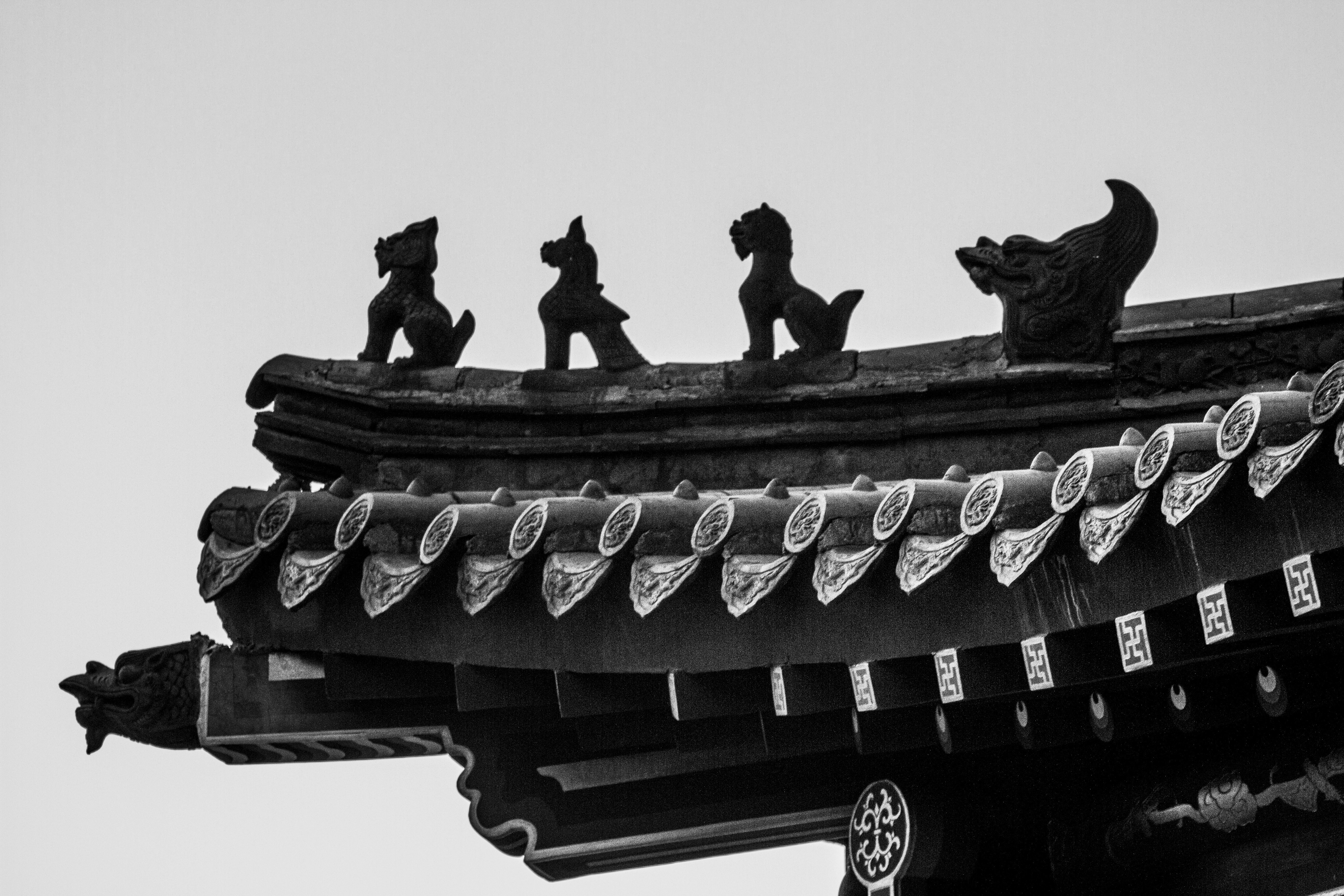 Temple Roof Serpents: A Silent Row of Guardian Figures