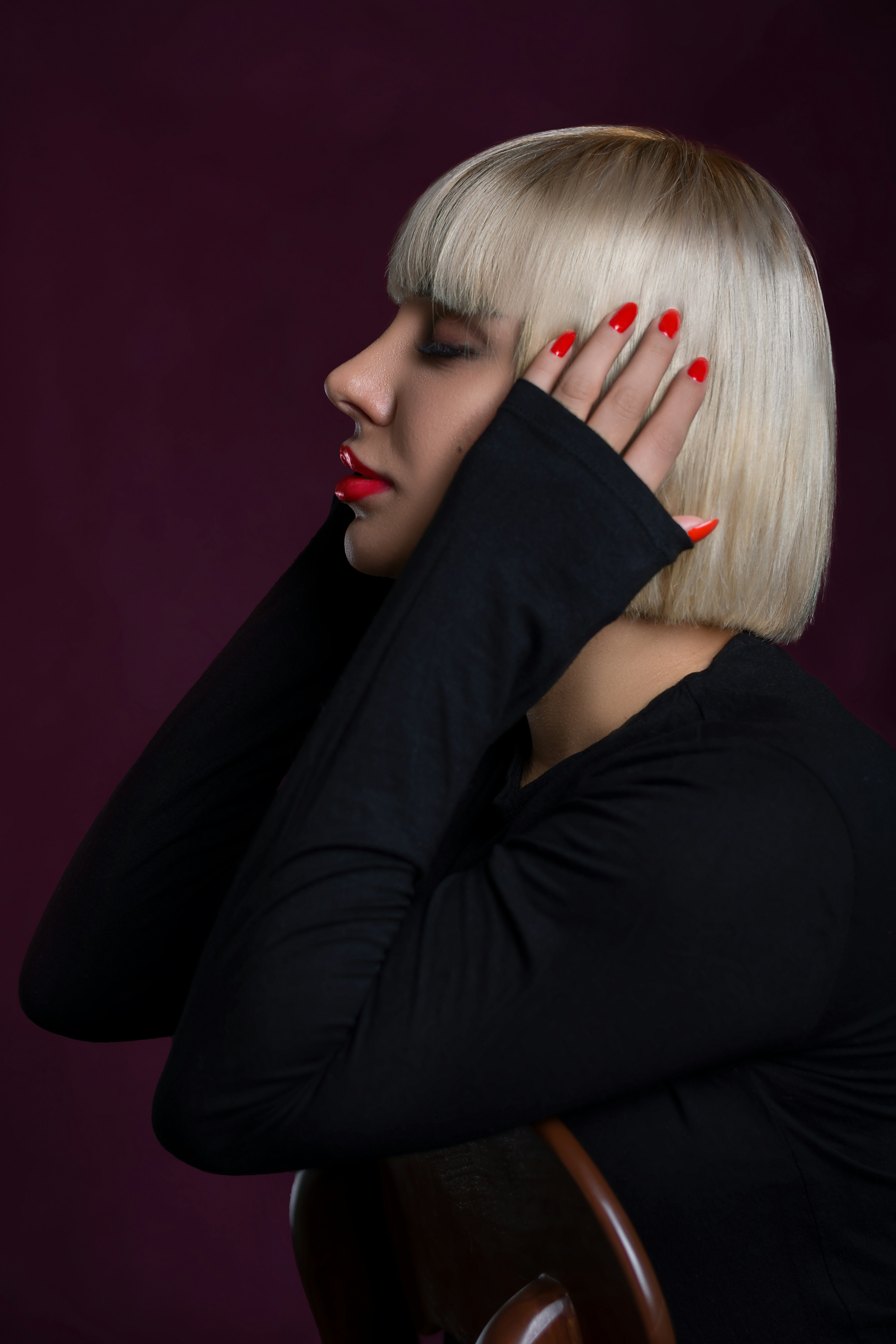 Platinum Bowl: A Pale Bob in Velvet Darkness