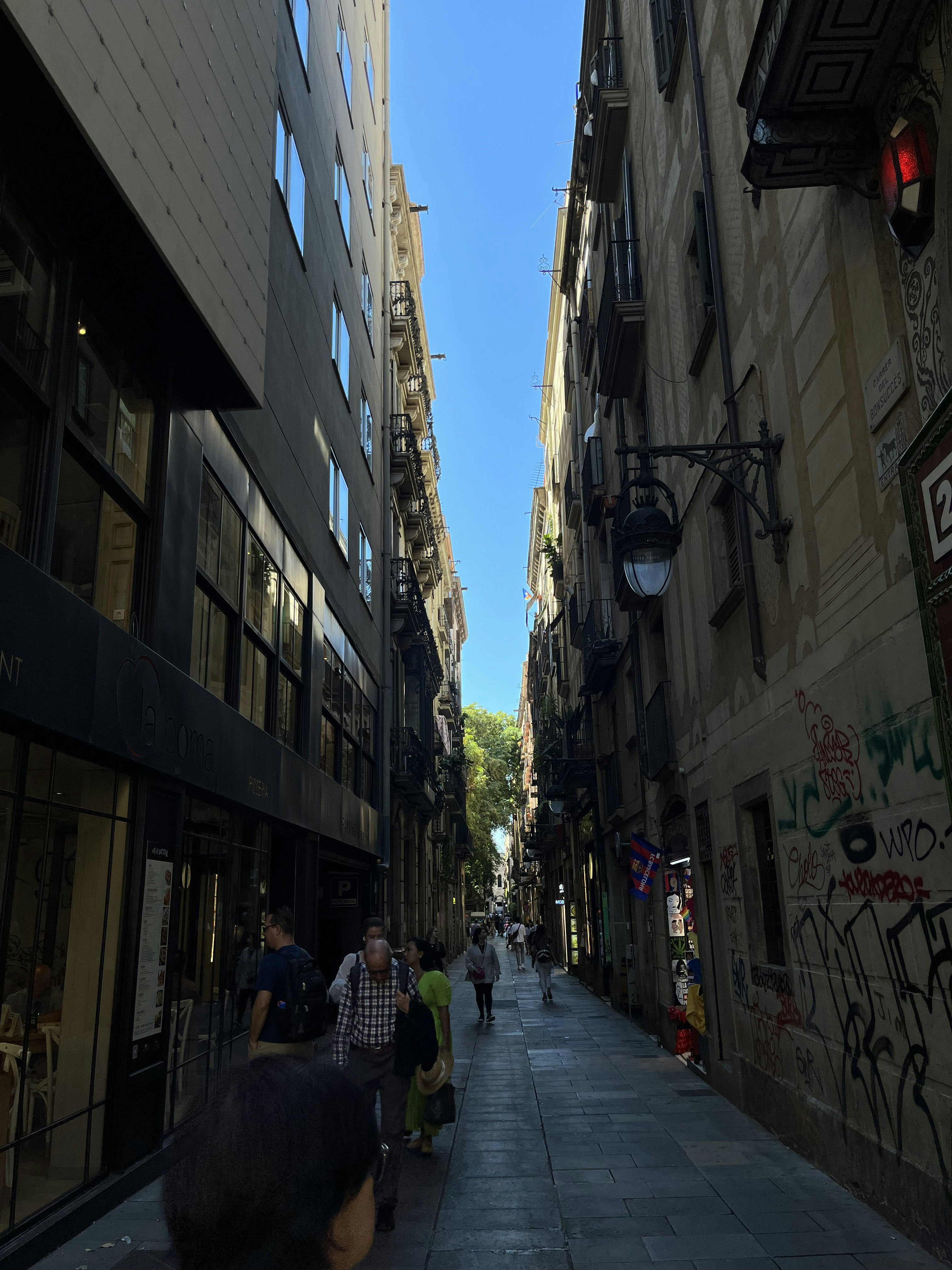 Photo by Satyajit Dey with Apple iPhone 13