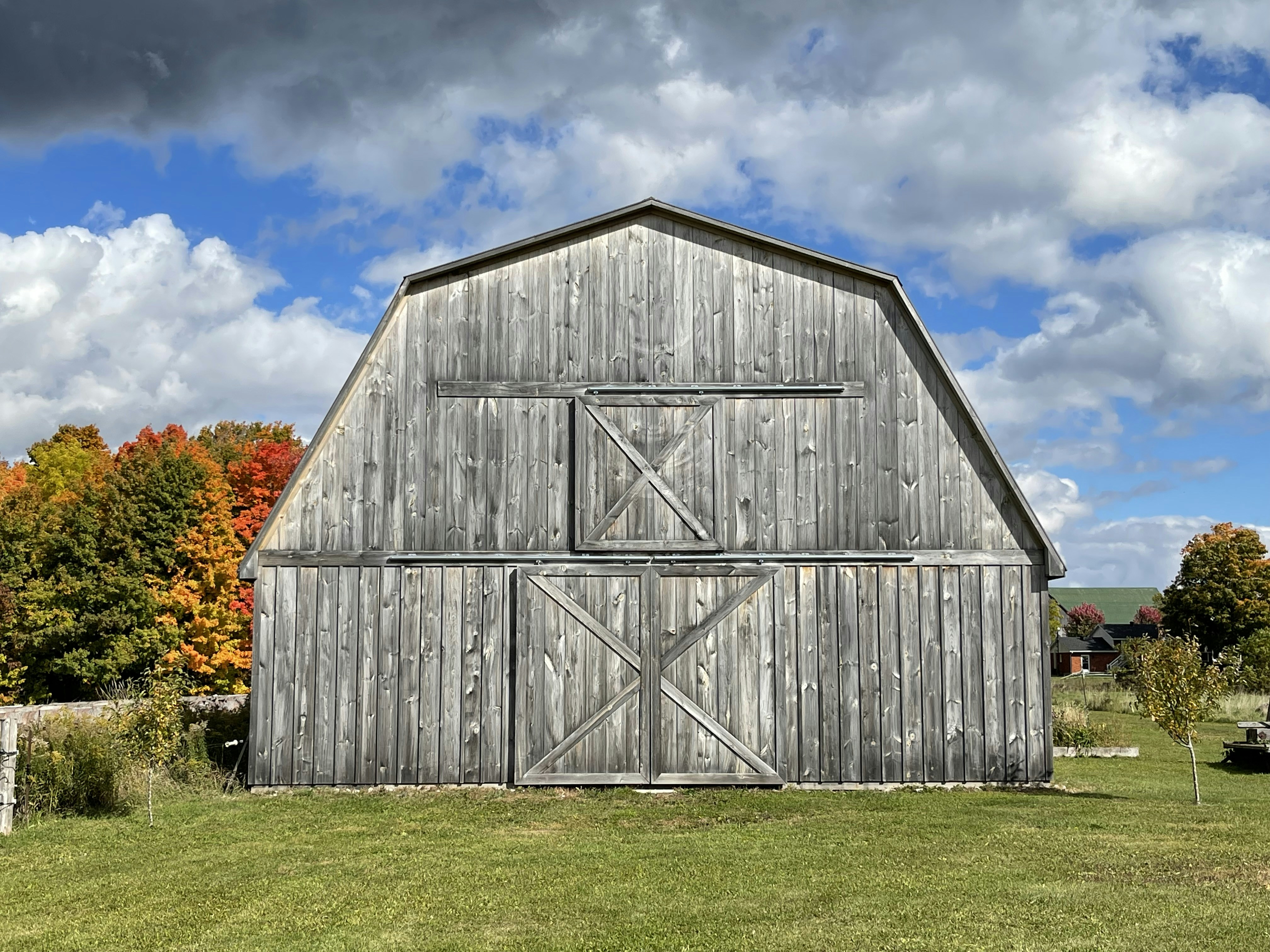 Une grange dans un champ photo – Photo Grange Gratuite sur Unsplash