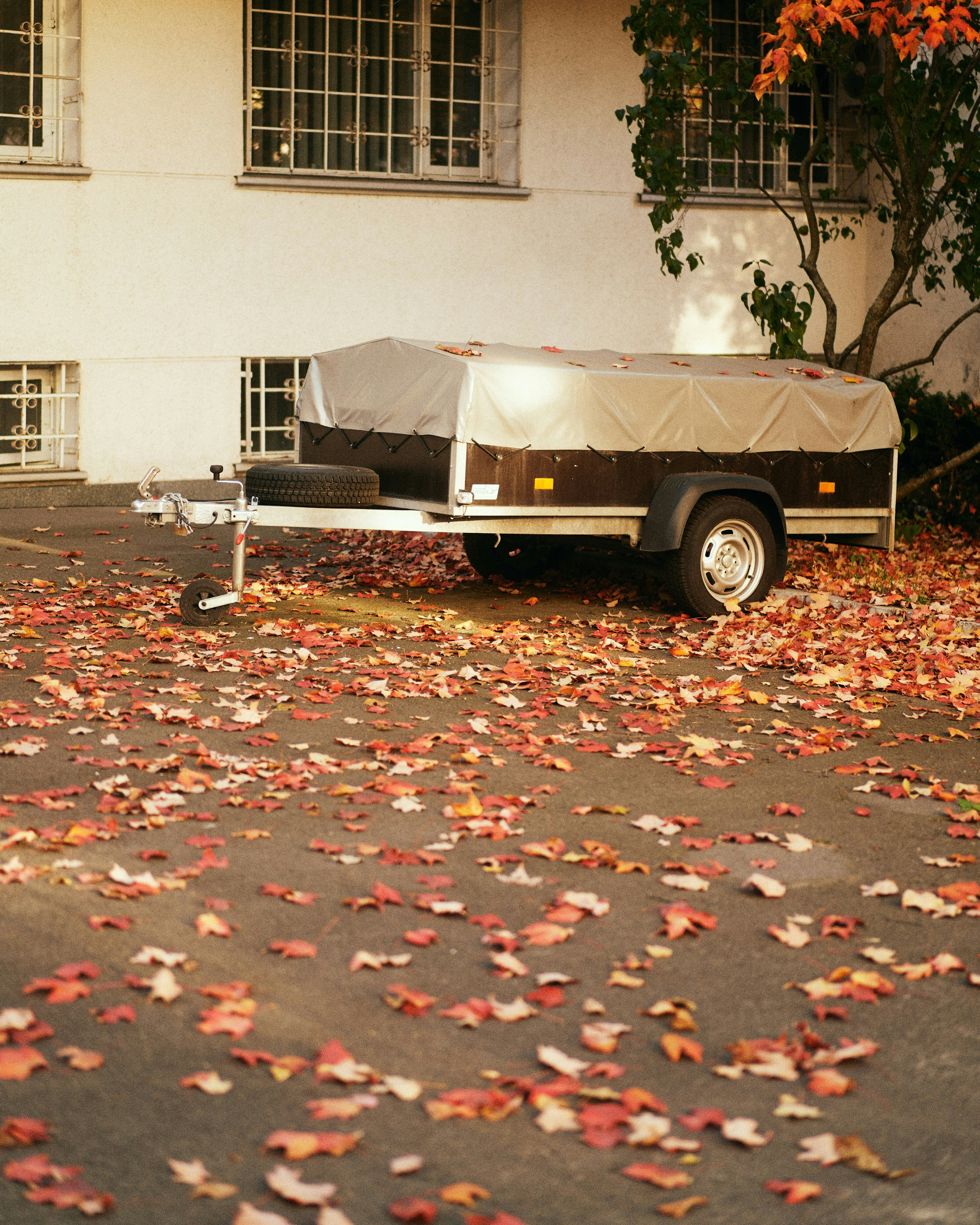 Autumn Trailer Quiet in the Courtyard