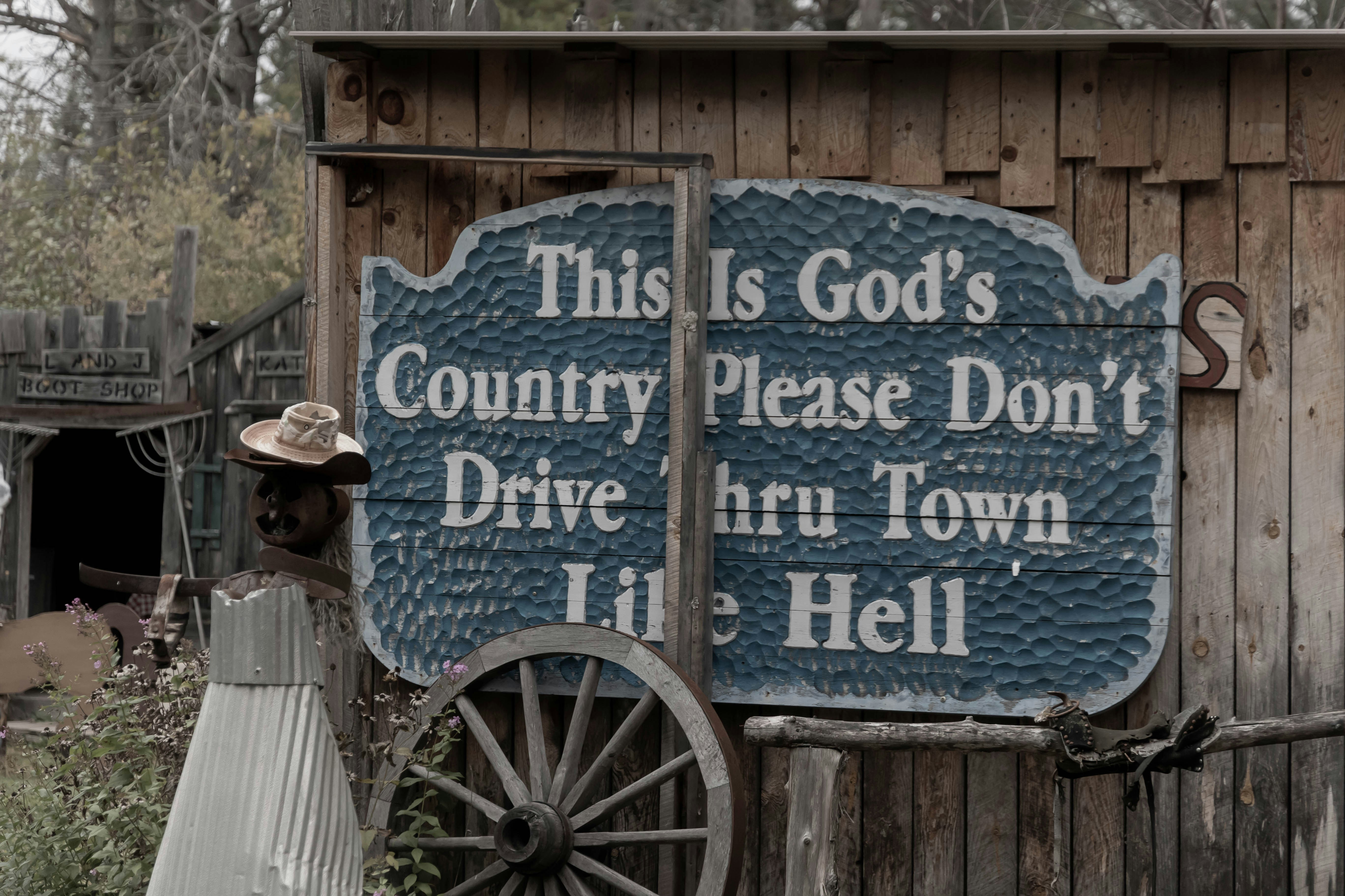 Vintage Sign Pictures | Download Free Images on Unsplash