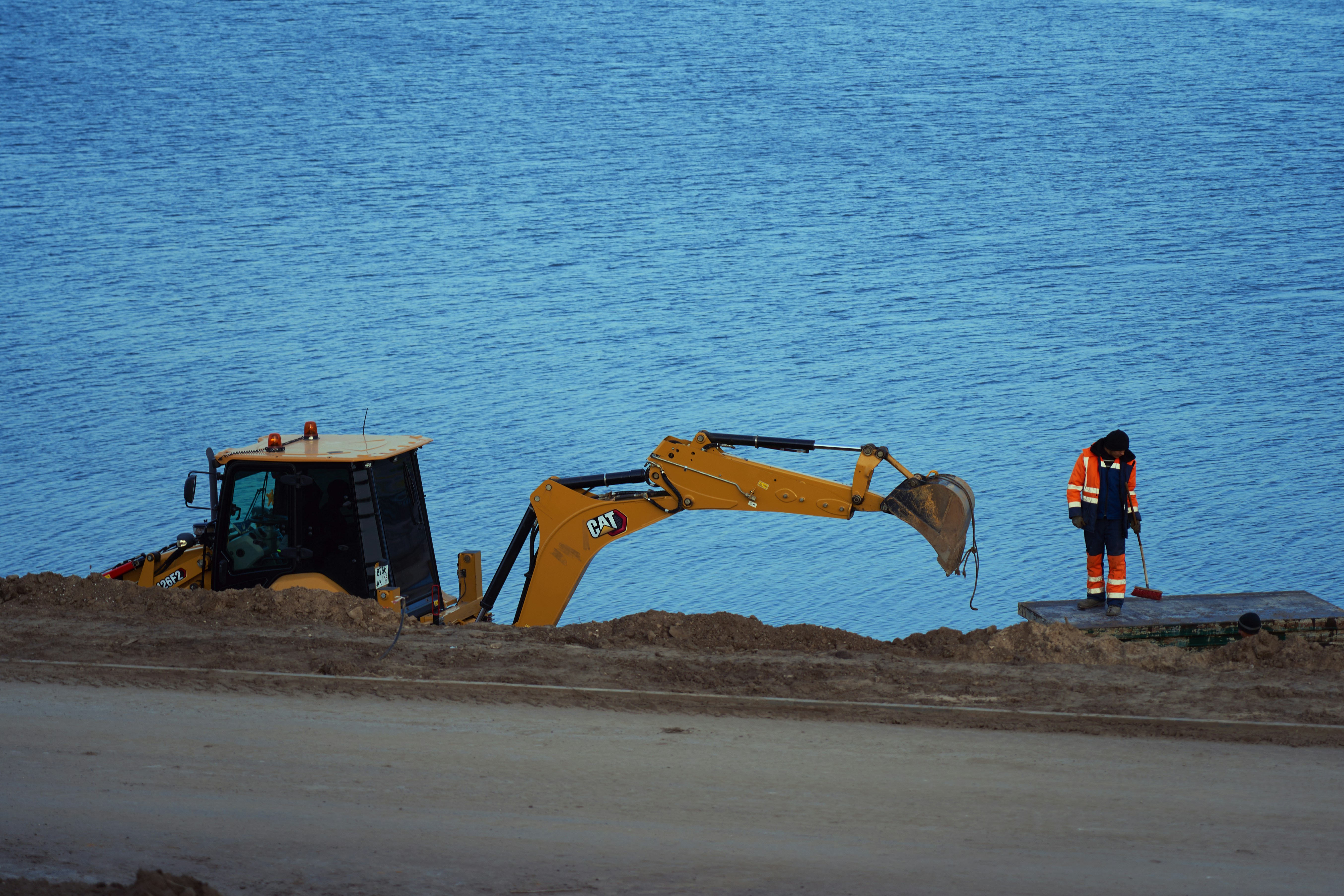 Photo by Maxim Tolchinskiy with Sony Alpha 7 III