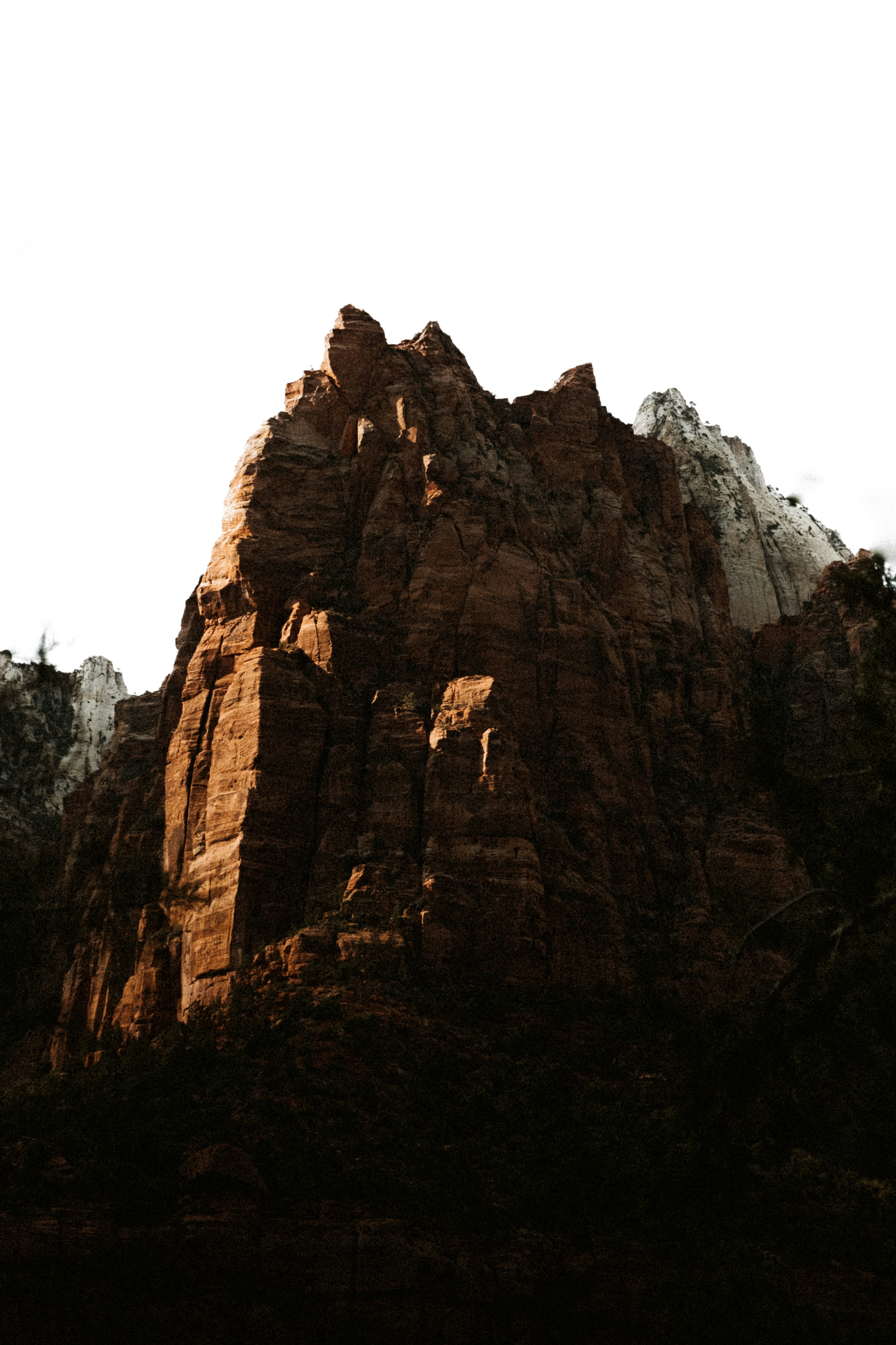 A large rock cliff photo – Free Zion national park Image on Unsplash
