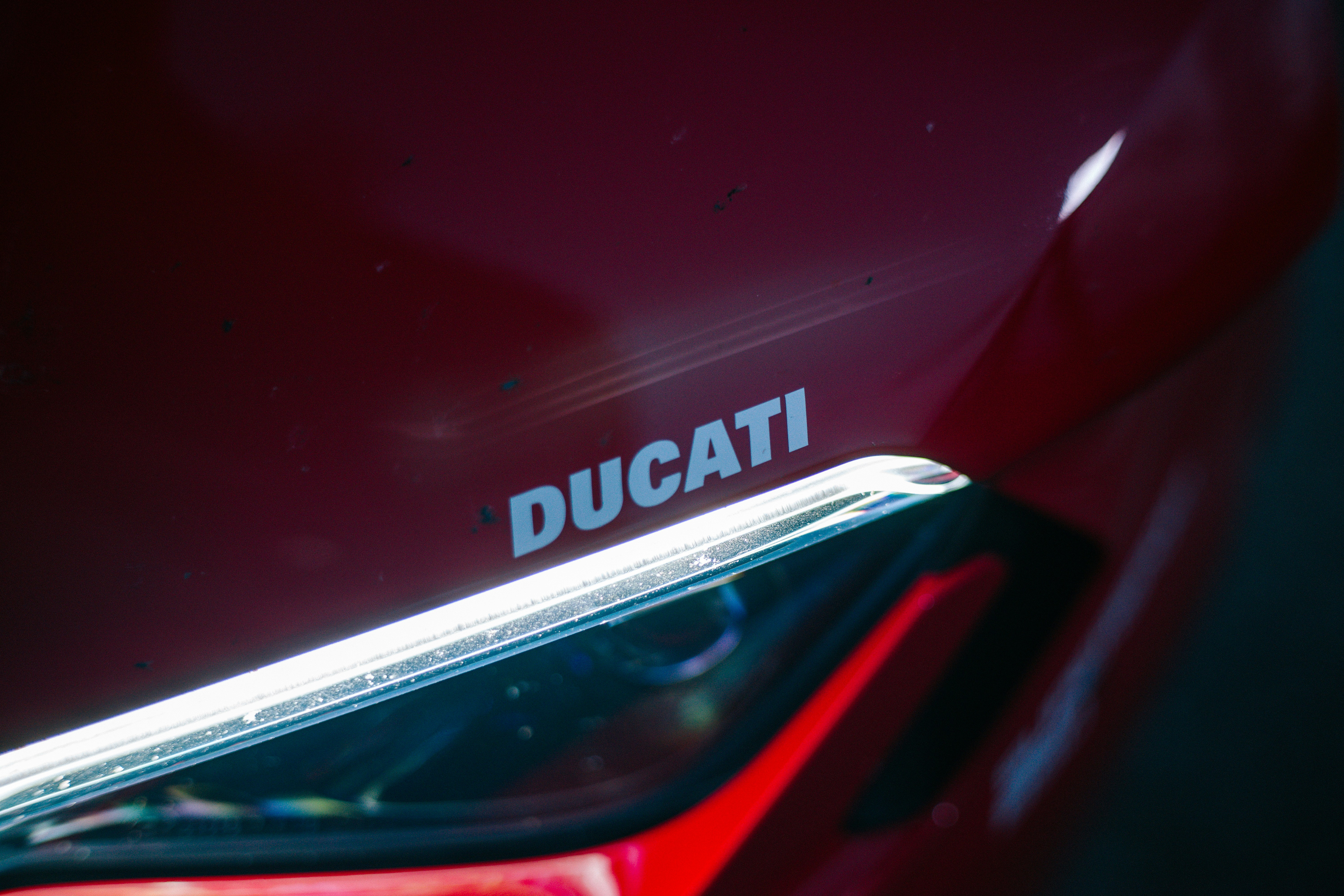 Graphical user interface, logo photo – Free Logo Image on Unsplash