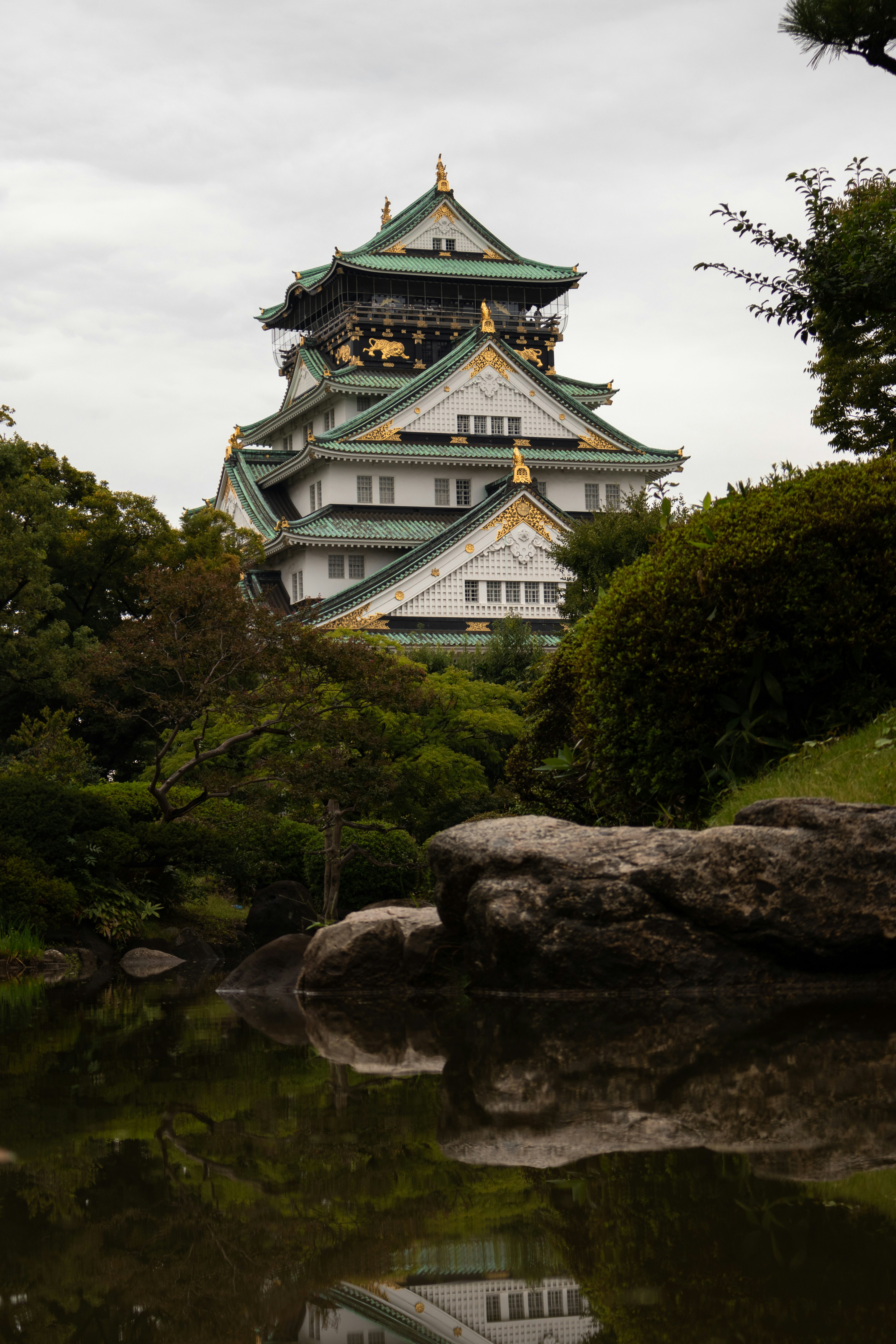 Echoes of History: The Timeless Elegance of Osaka Castle