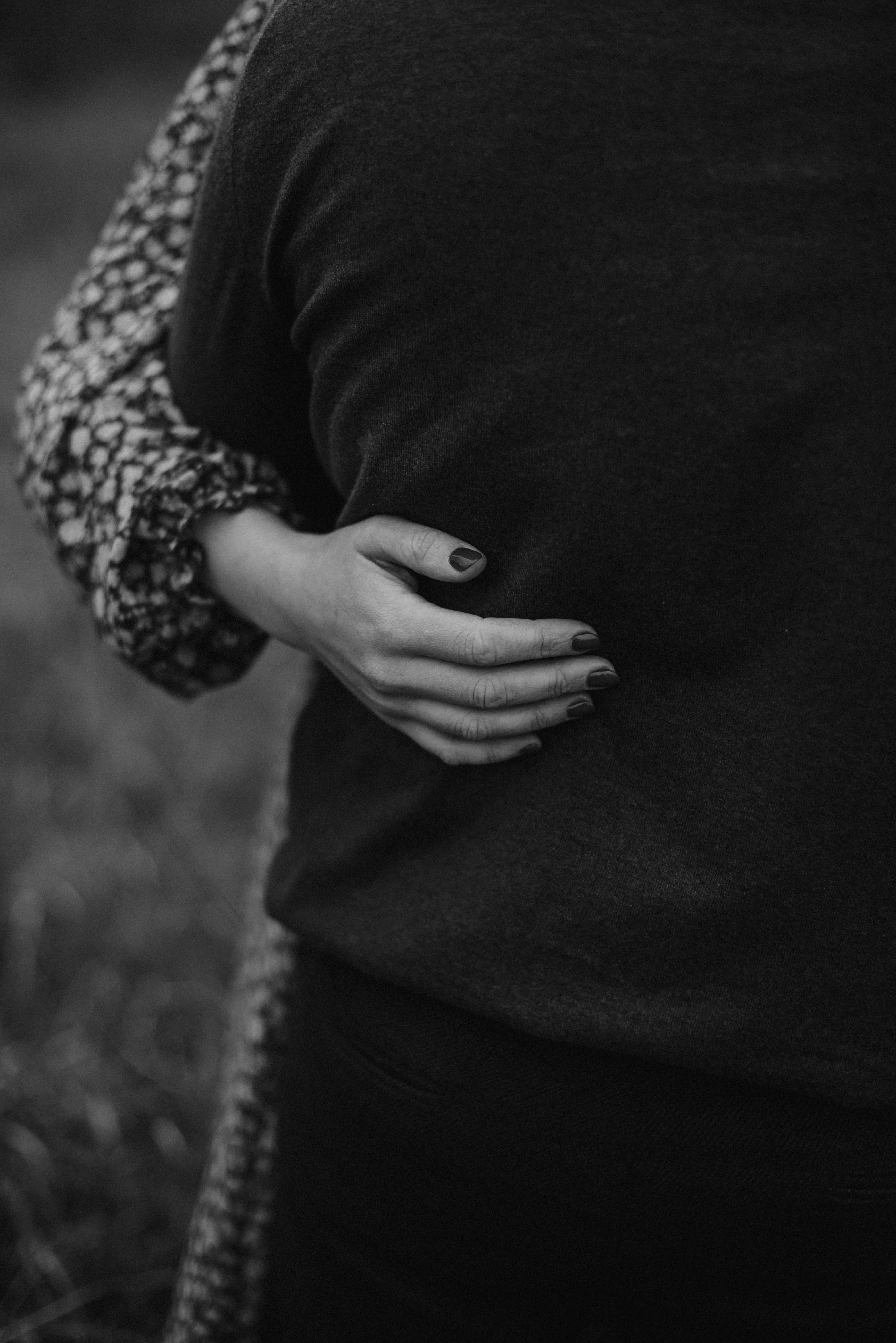 A person holding the hand out photo – Free Portrait Image on Unsplash