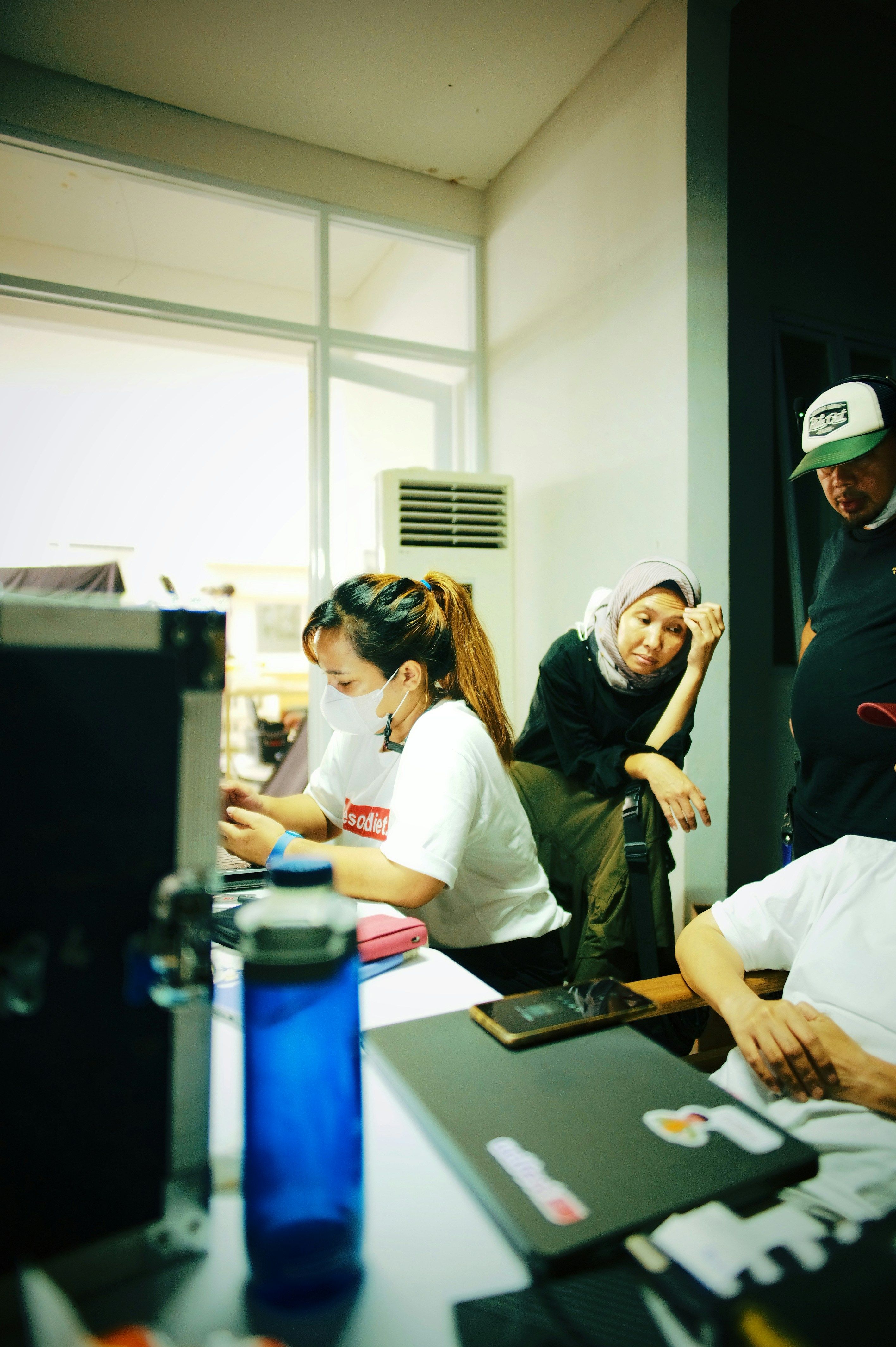 Busy Professionals Pictures | Download Free Images on Unsplash