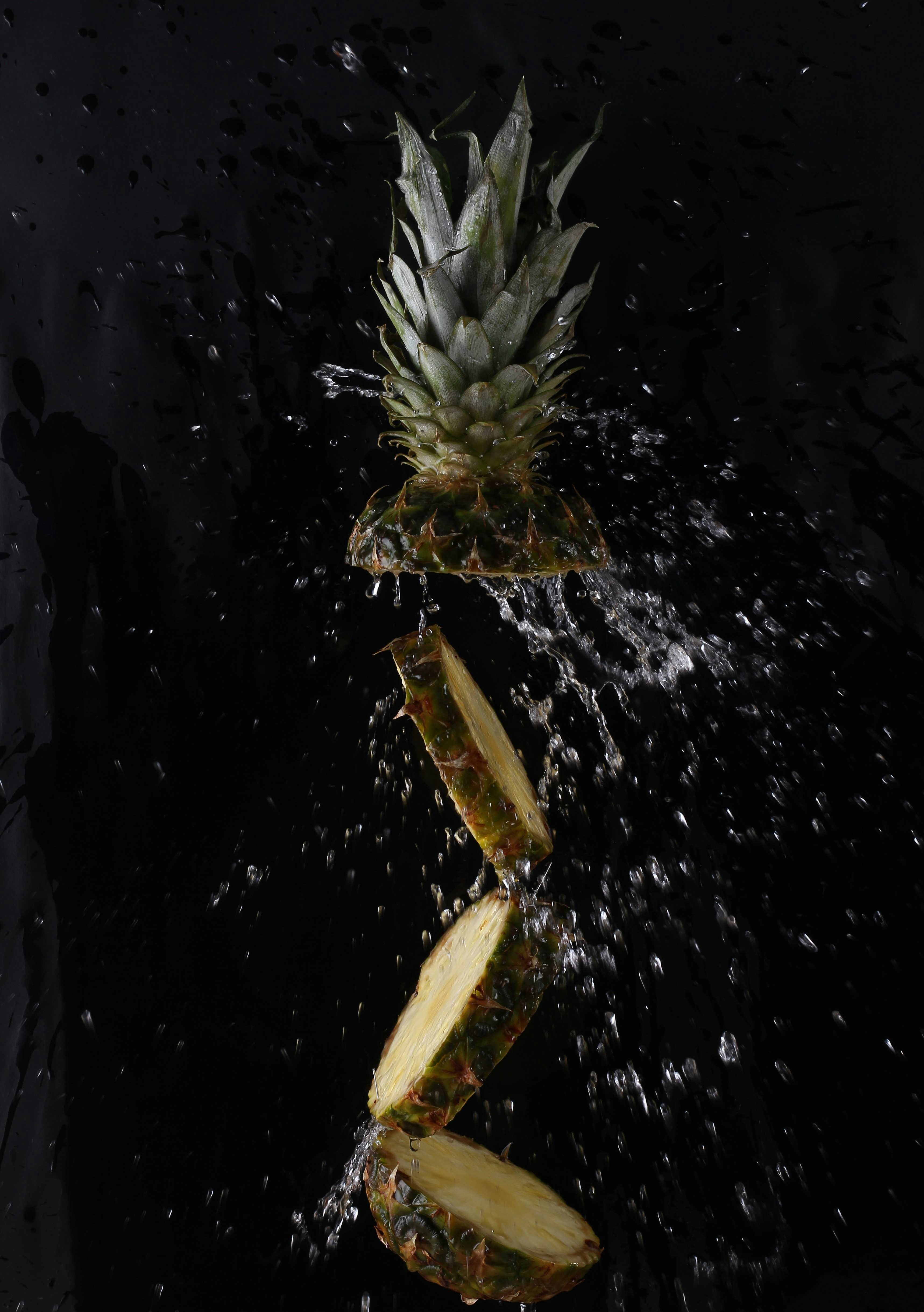 Pineapple in Flight: Fresh Segments in Dark Water