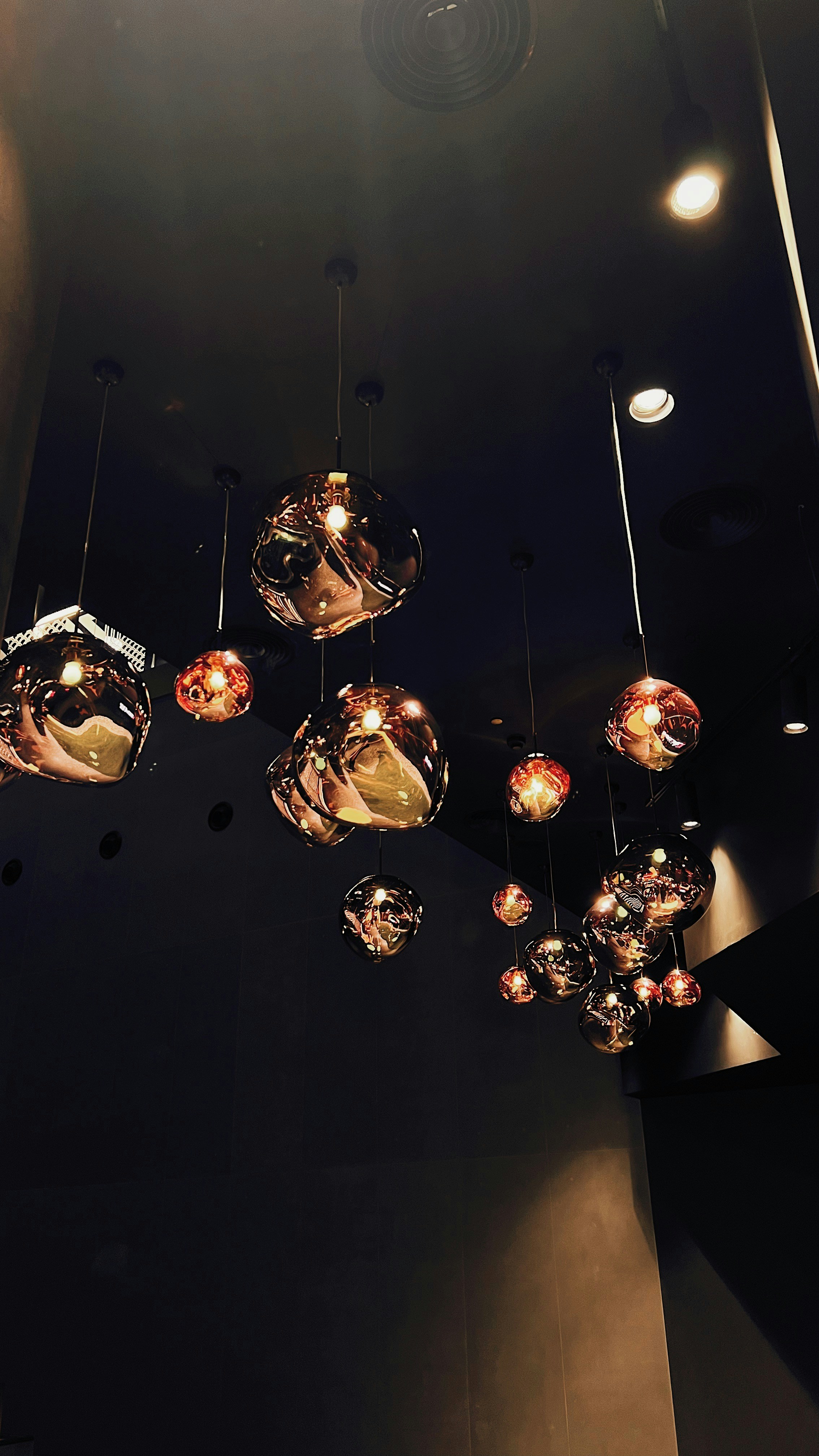 A group of lights photo – Free Dubai Image on Unsplash