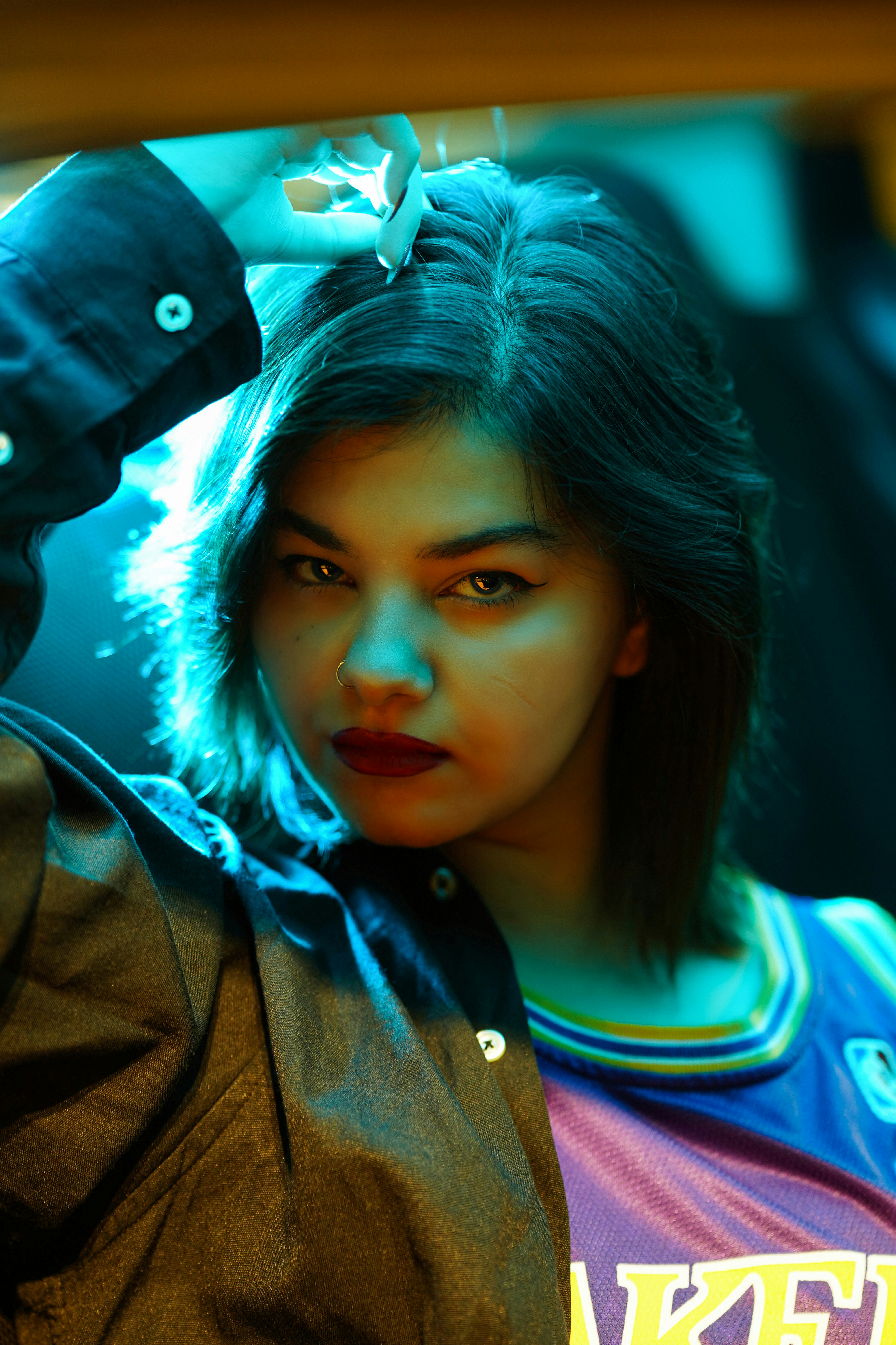 A person with blue hair photo – Free Person Image on Unsplash