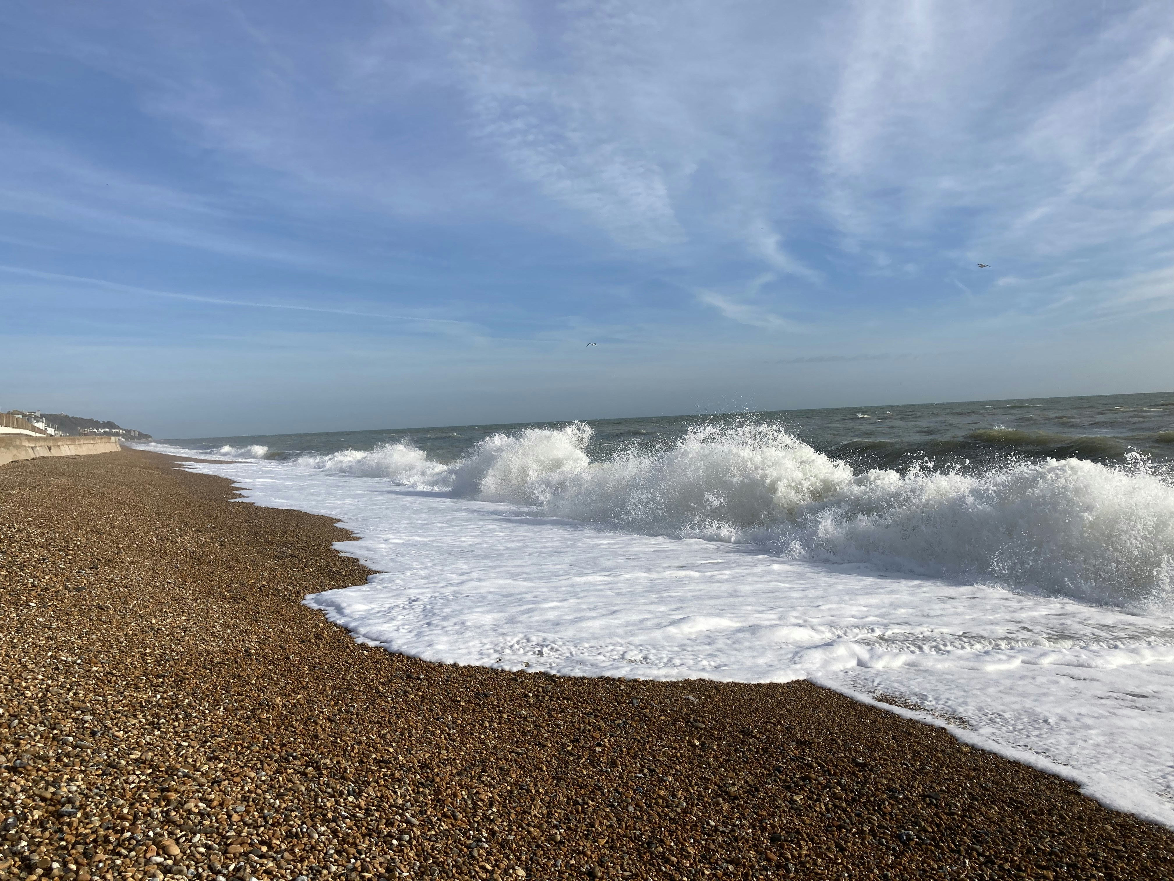 Waves crashing on a beach photo – Free Beach Image on Unsplash