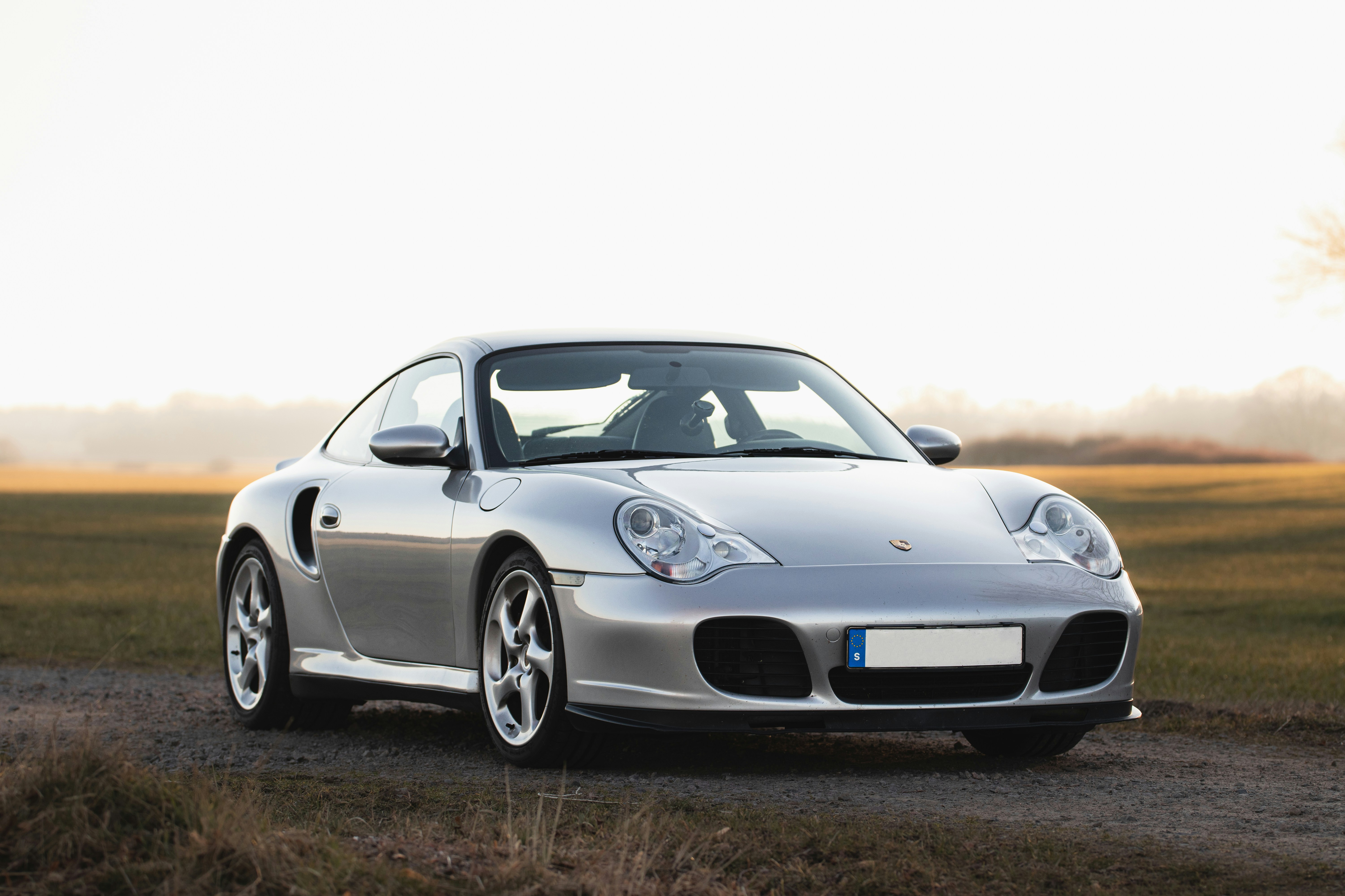 Imágenes de Porsche 911 Plateado | Descarga imágenes gratuitas en Unsplash