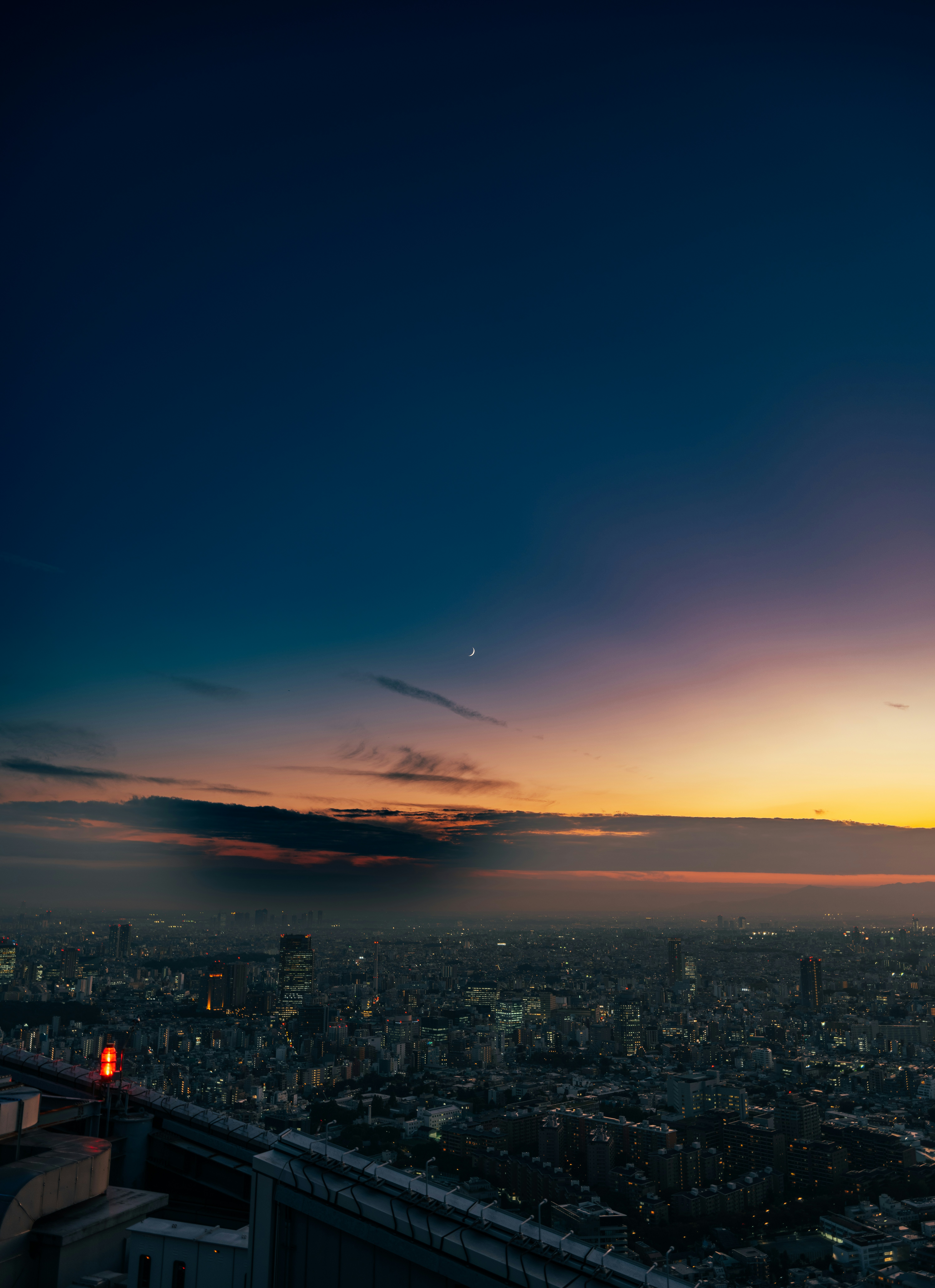 A cityscape at sunset photo – Free Japan Image on Unsplash
