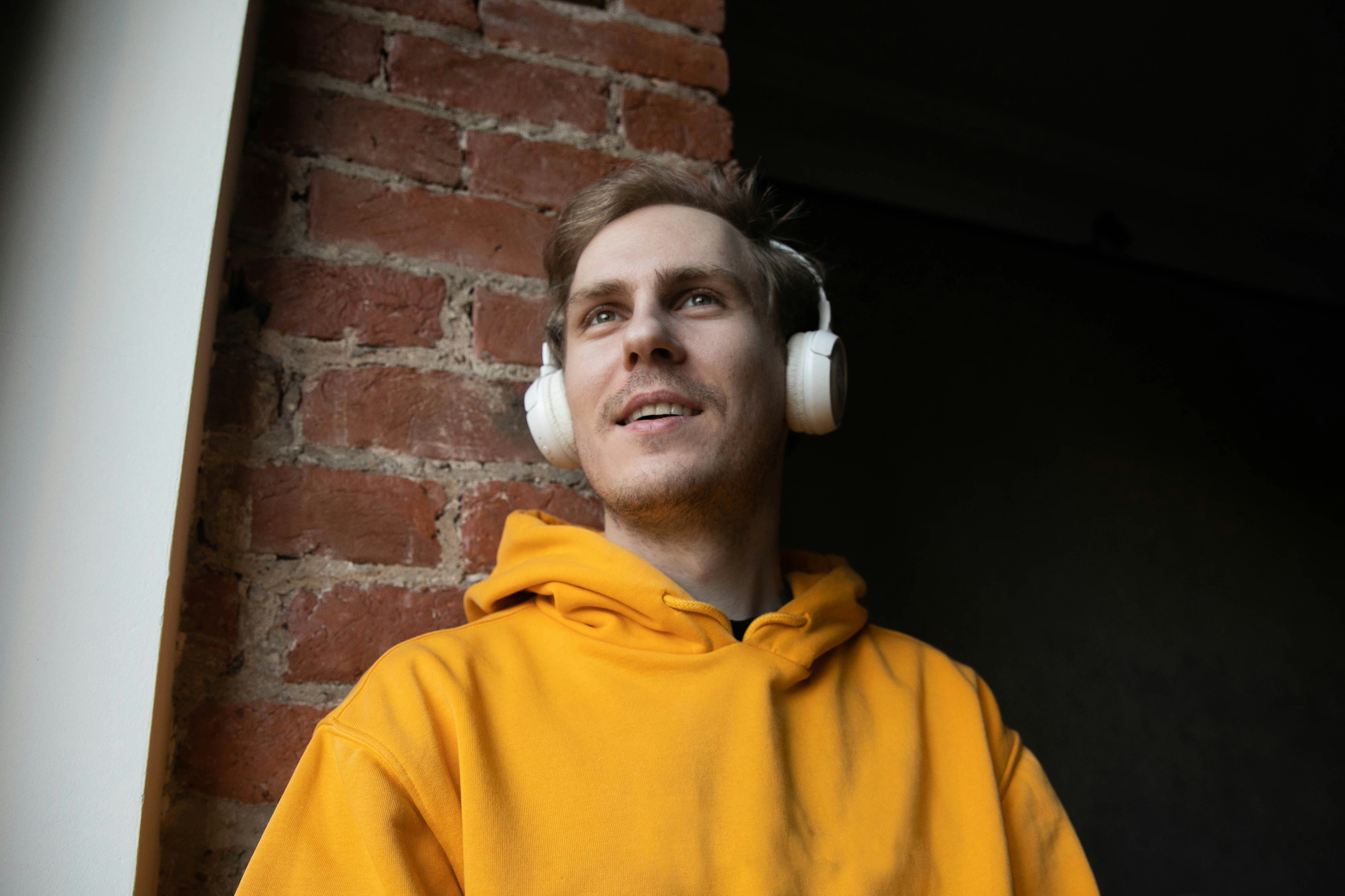Guy Taking Off His Headphones Meme Image Pictures | Download Free ...