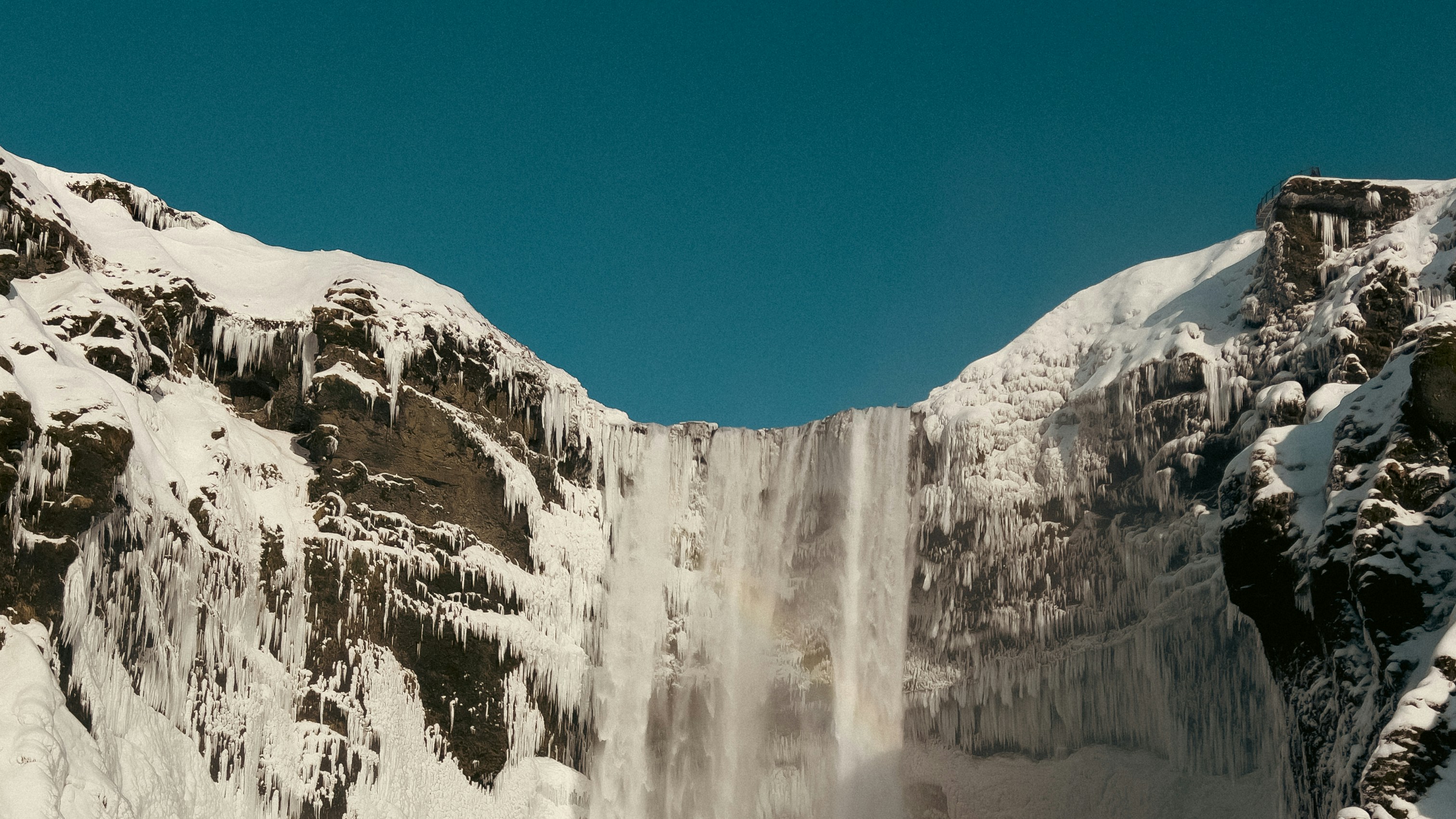 Frozen Cascade: Nature's Icy Symphony