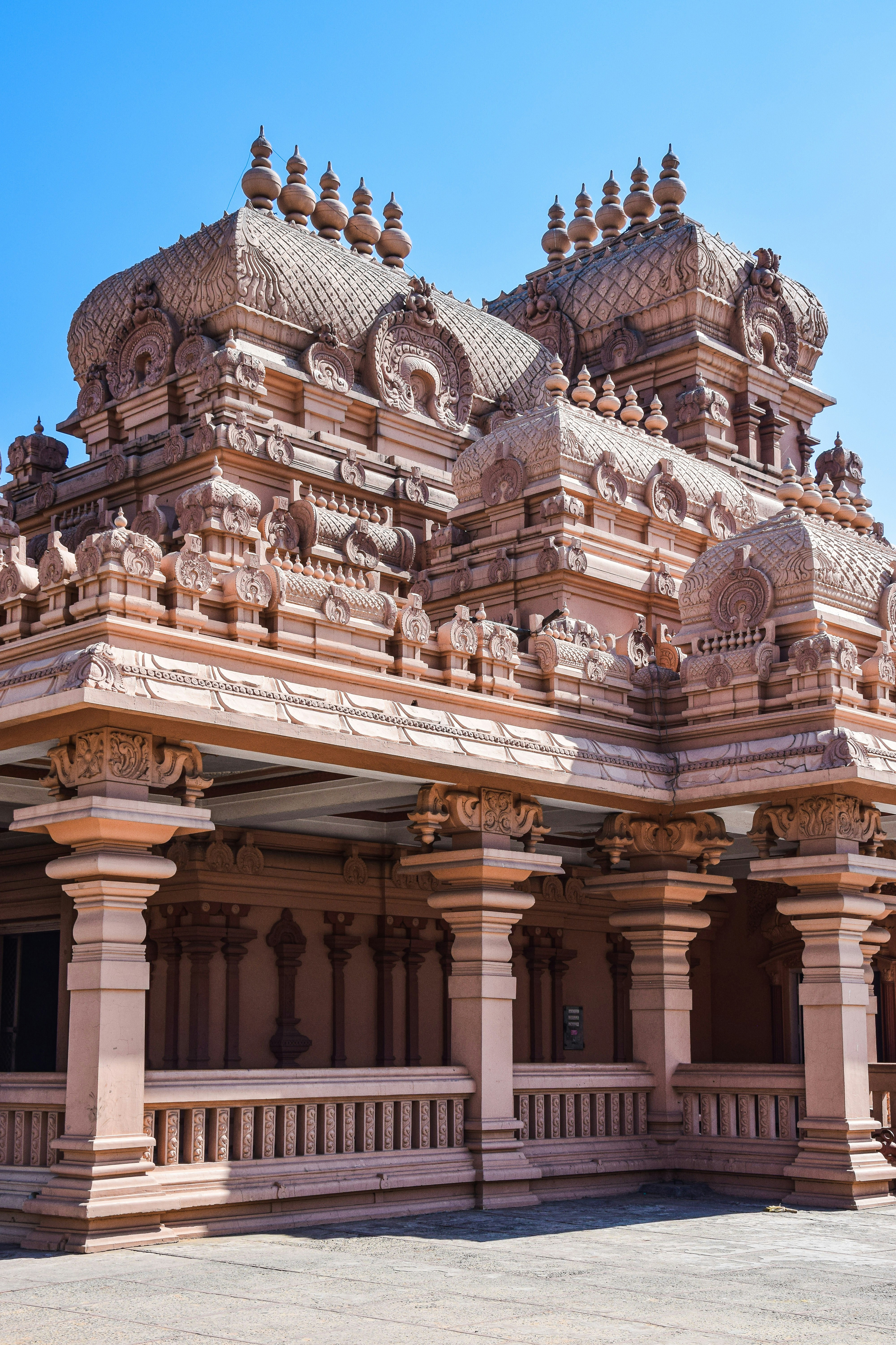 A building with many arches and columns photo – Free Delhi Image on ...