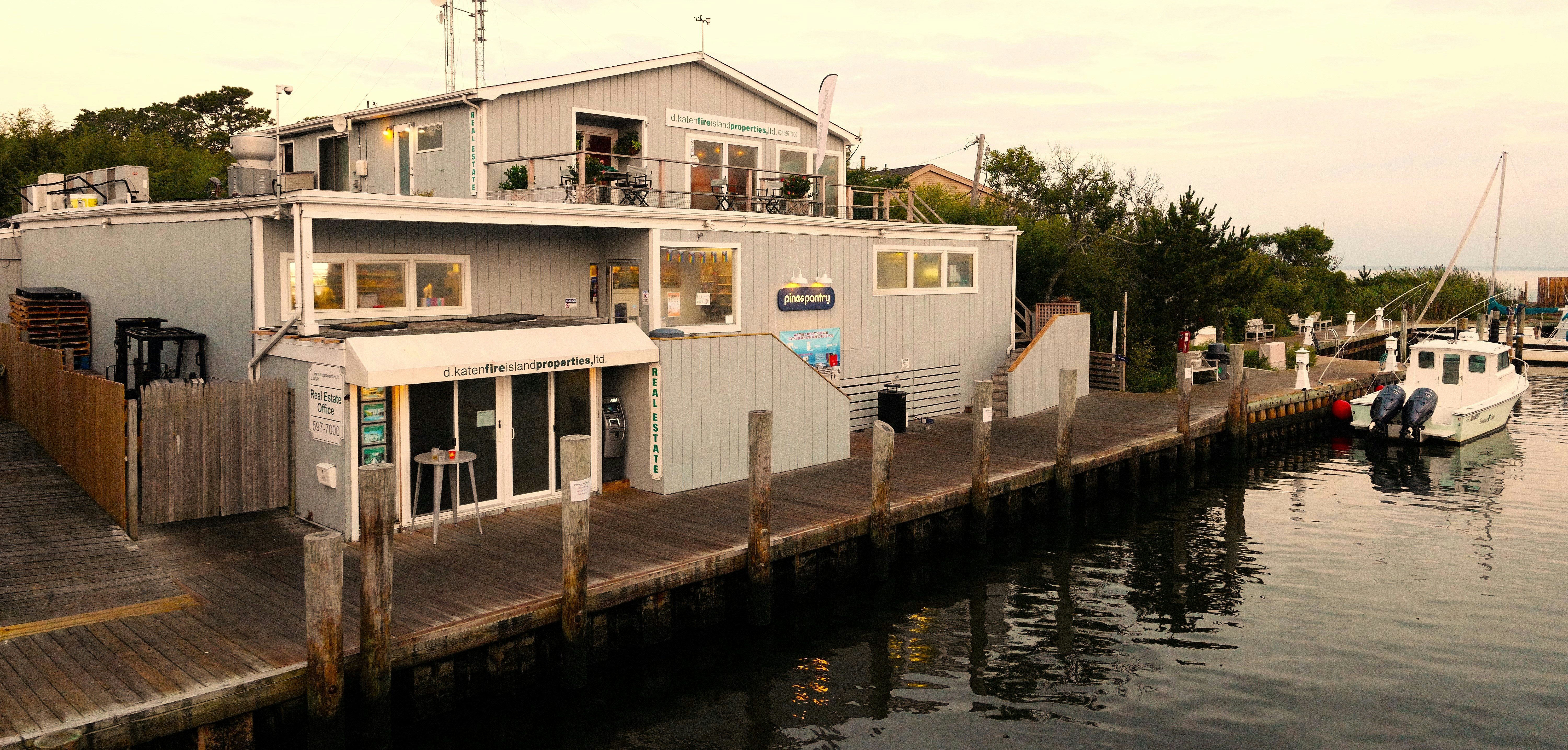 a boat docked at a pier