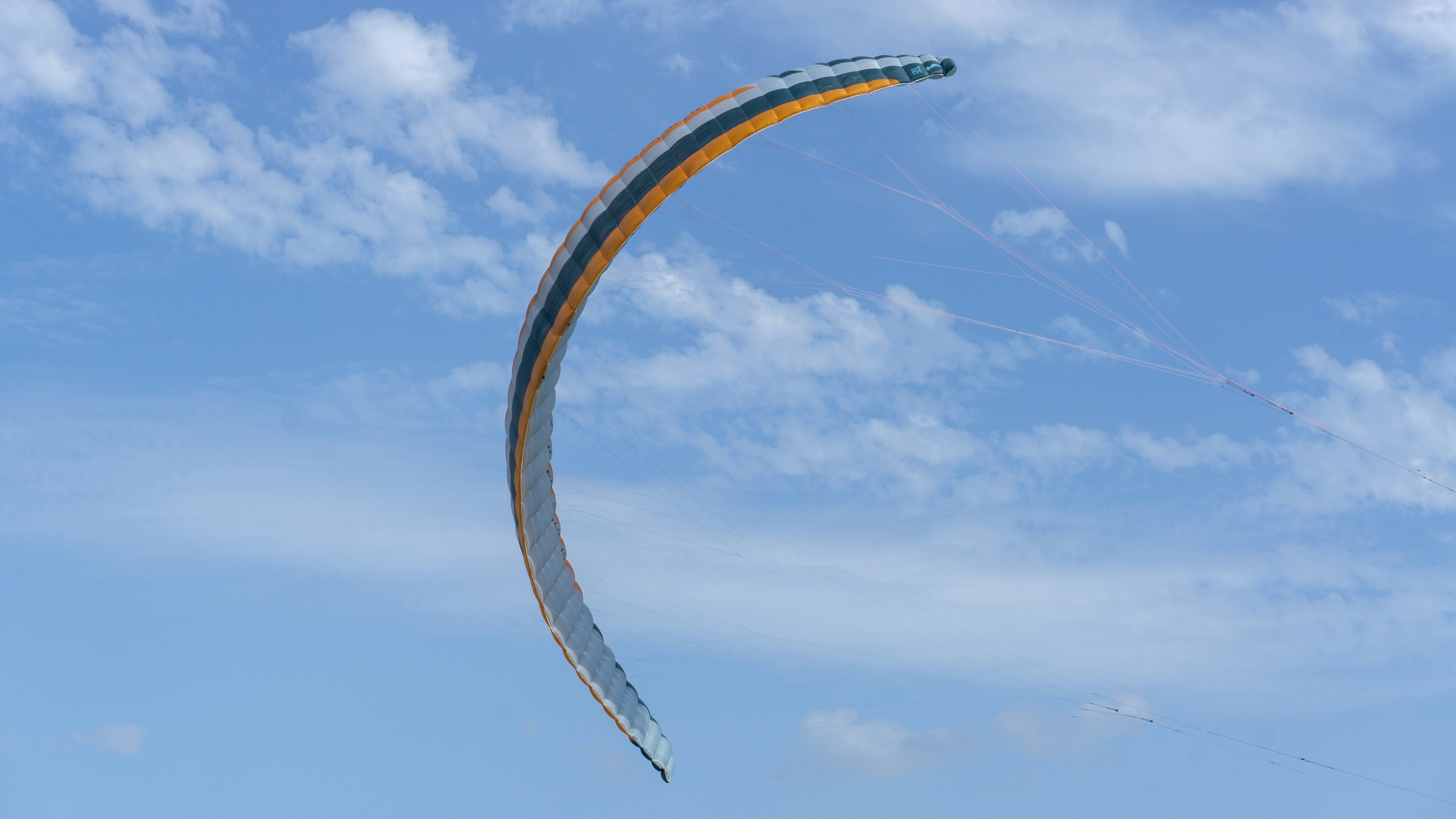 Tailwind In 100 Seconds Pictures | Download Free Images on Unsplash