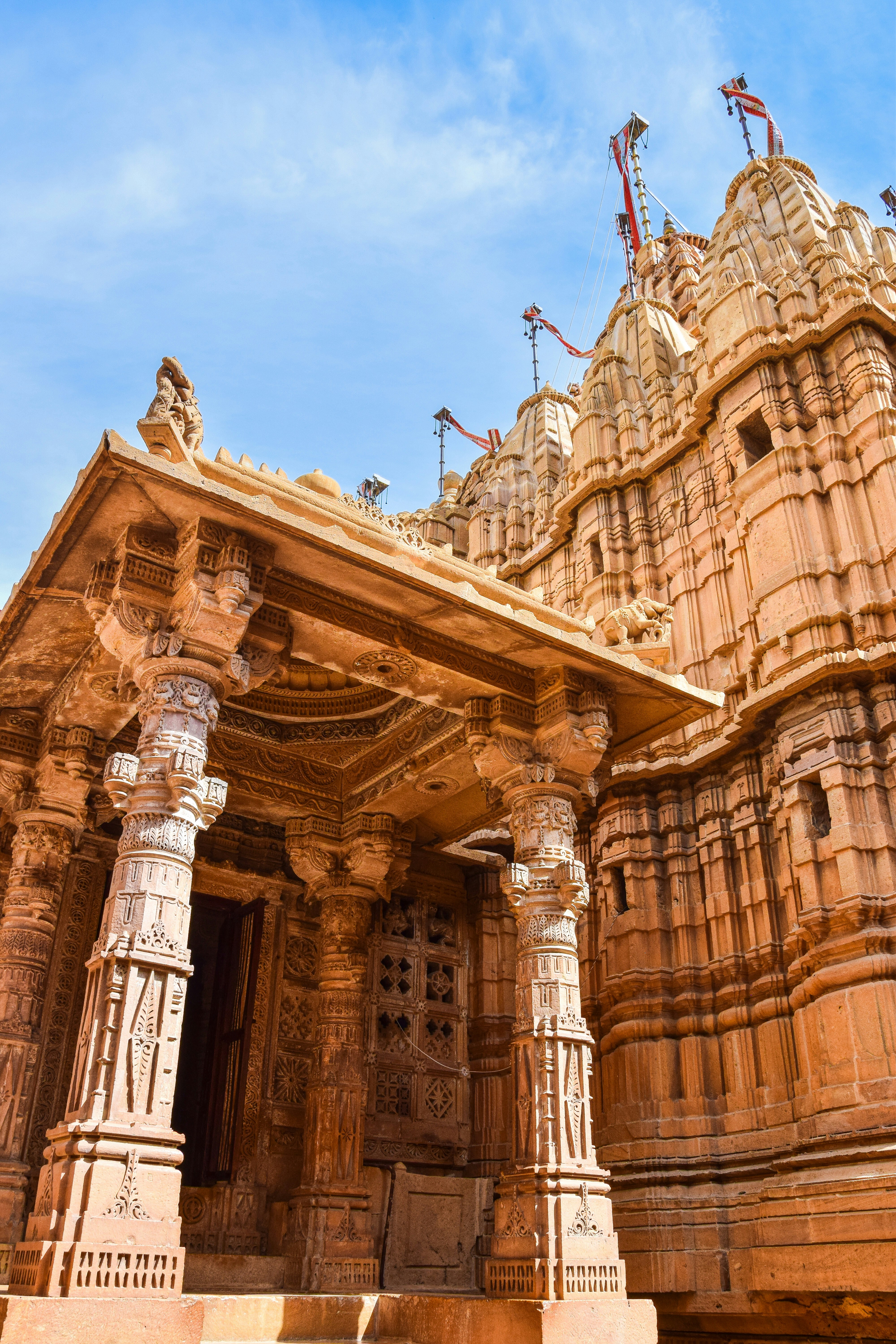 Explore Jain Temples Worldwide - Jain Derasarji | Jain Derasarji
