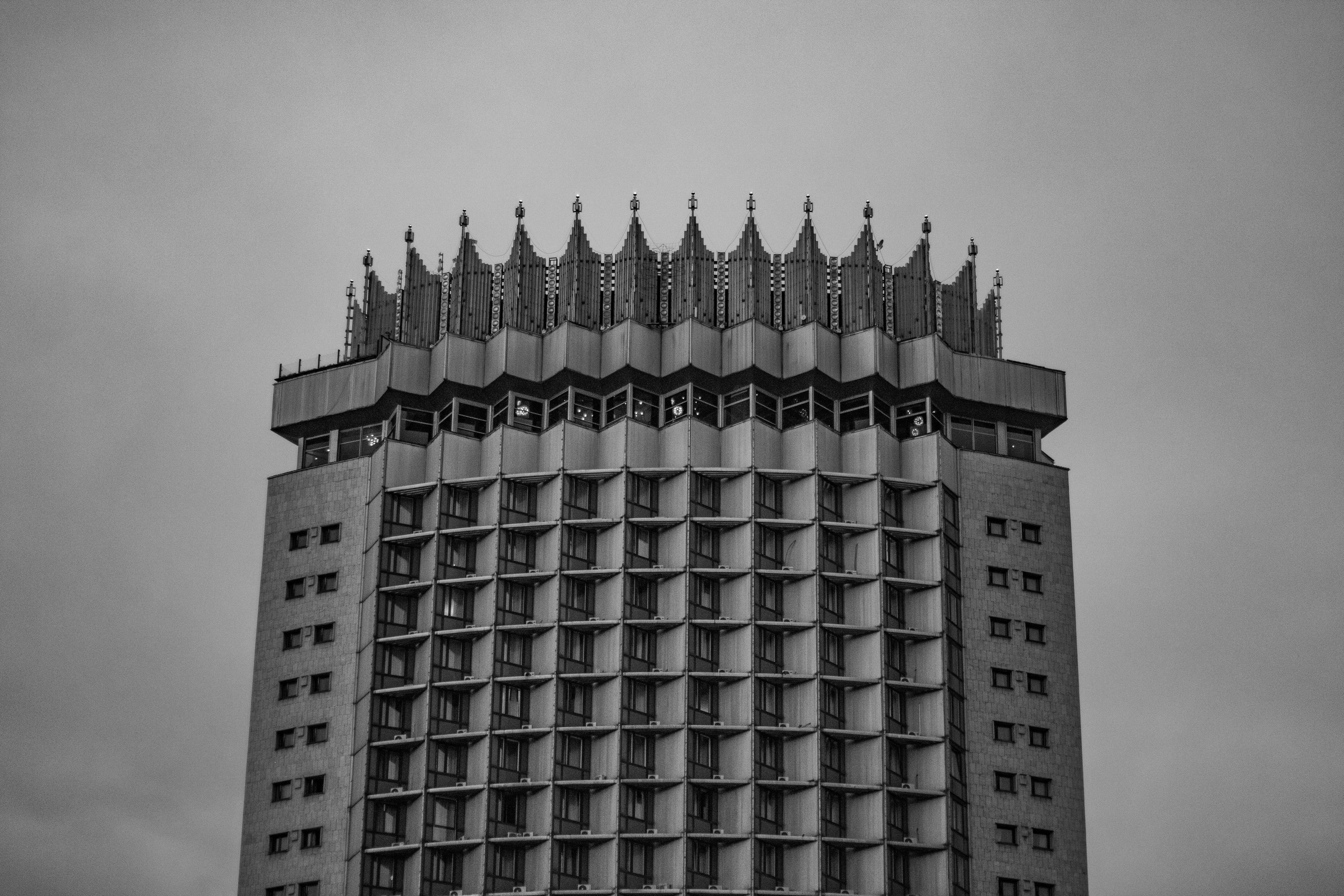 Crown of Modernism: Architectural Majesty
