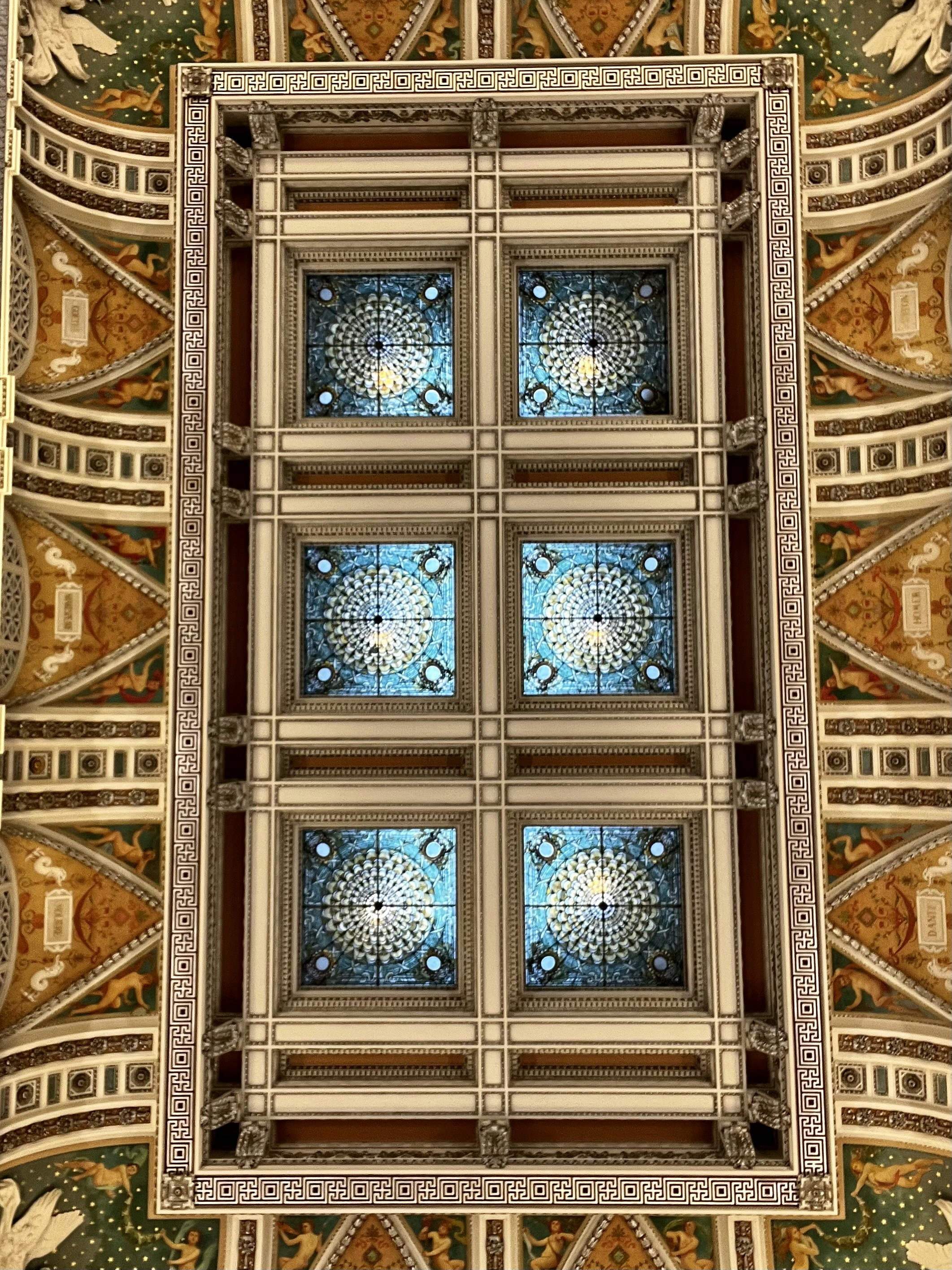 A building with many windows photo – Free The library of congress Image ...