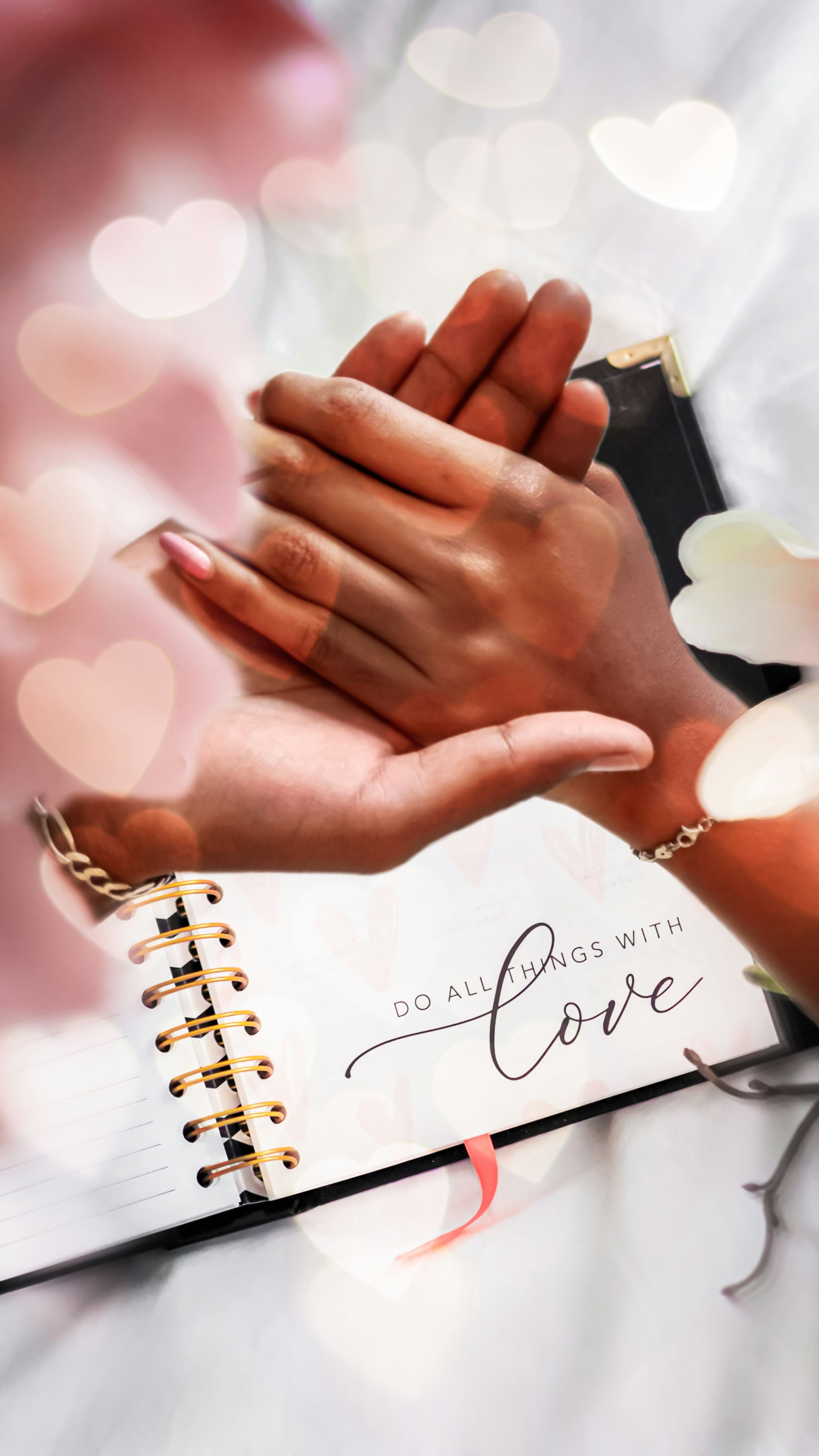 1000+ Love Hand Pictures | Download Free Images on Unsplash