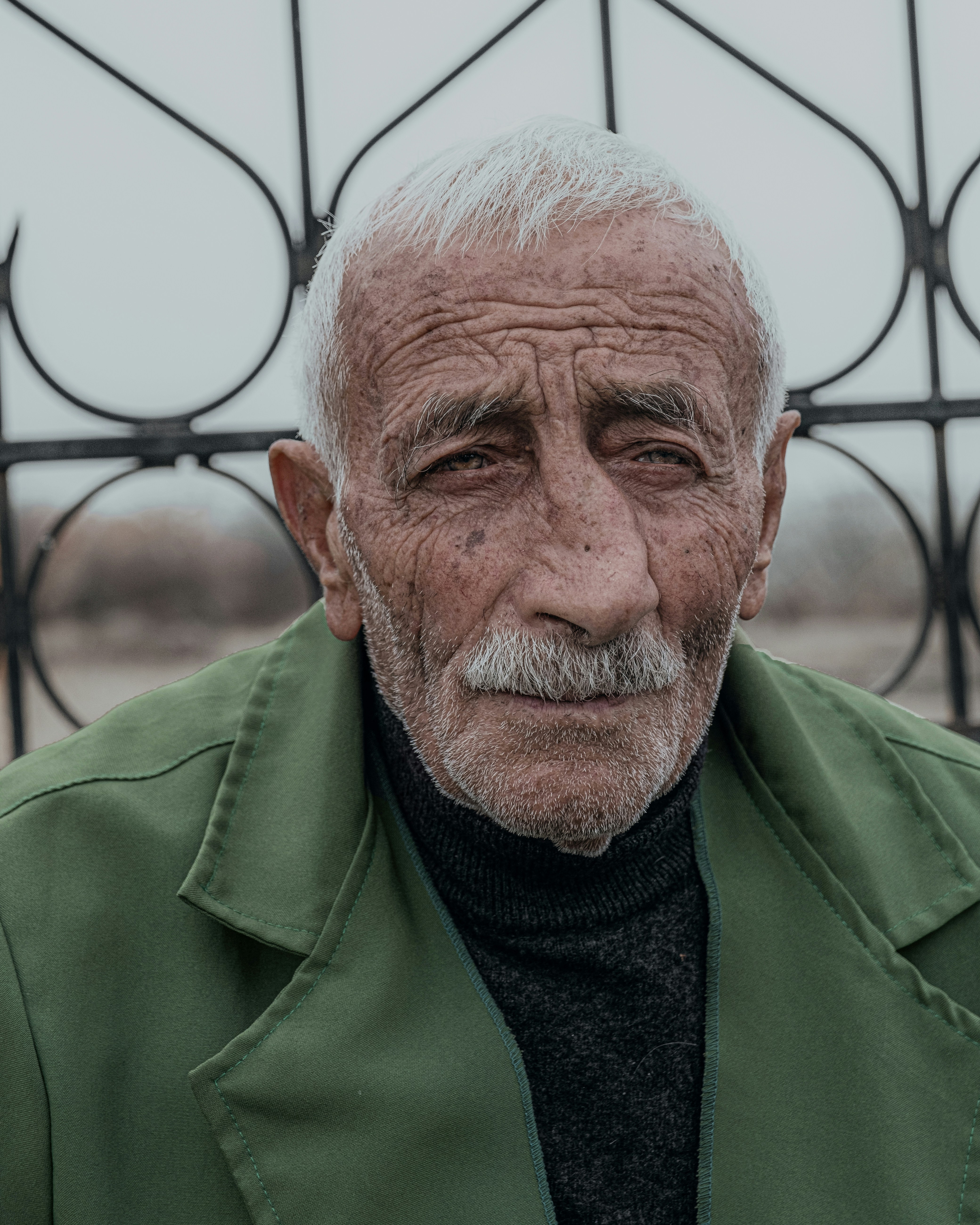 1000+ Old Man Portrait Pictures | Download Free Images on Unsplash