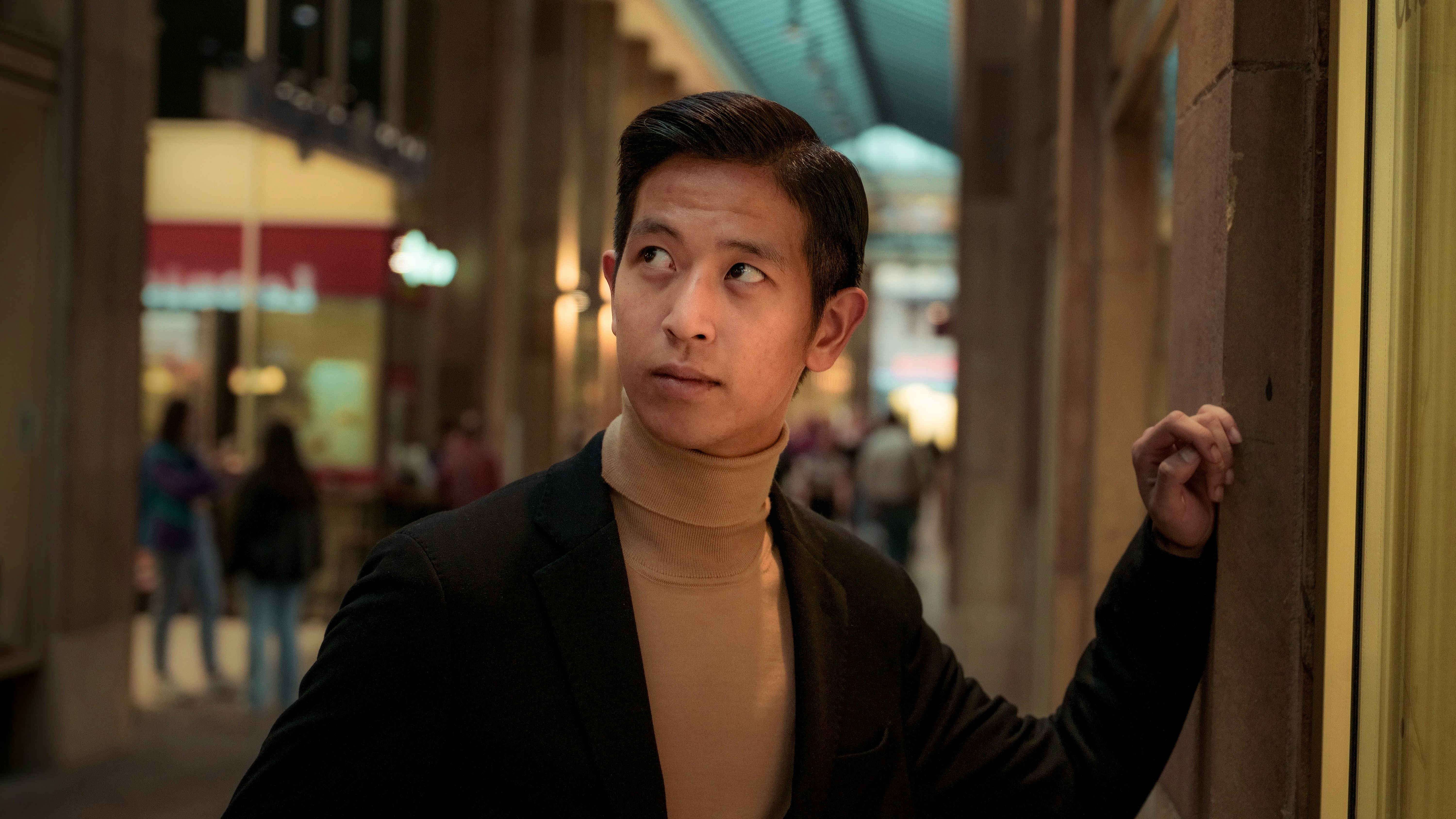 A person leaning against a wall photo – Free 4 hour work week Image on ...