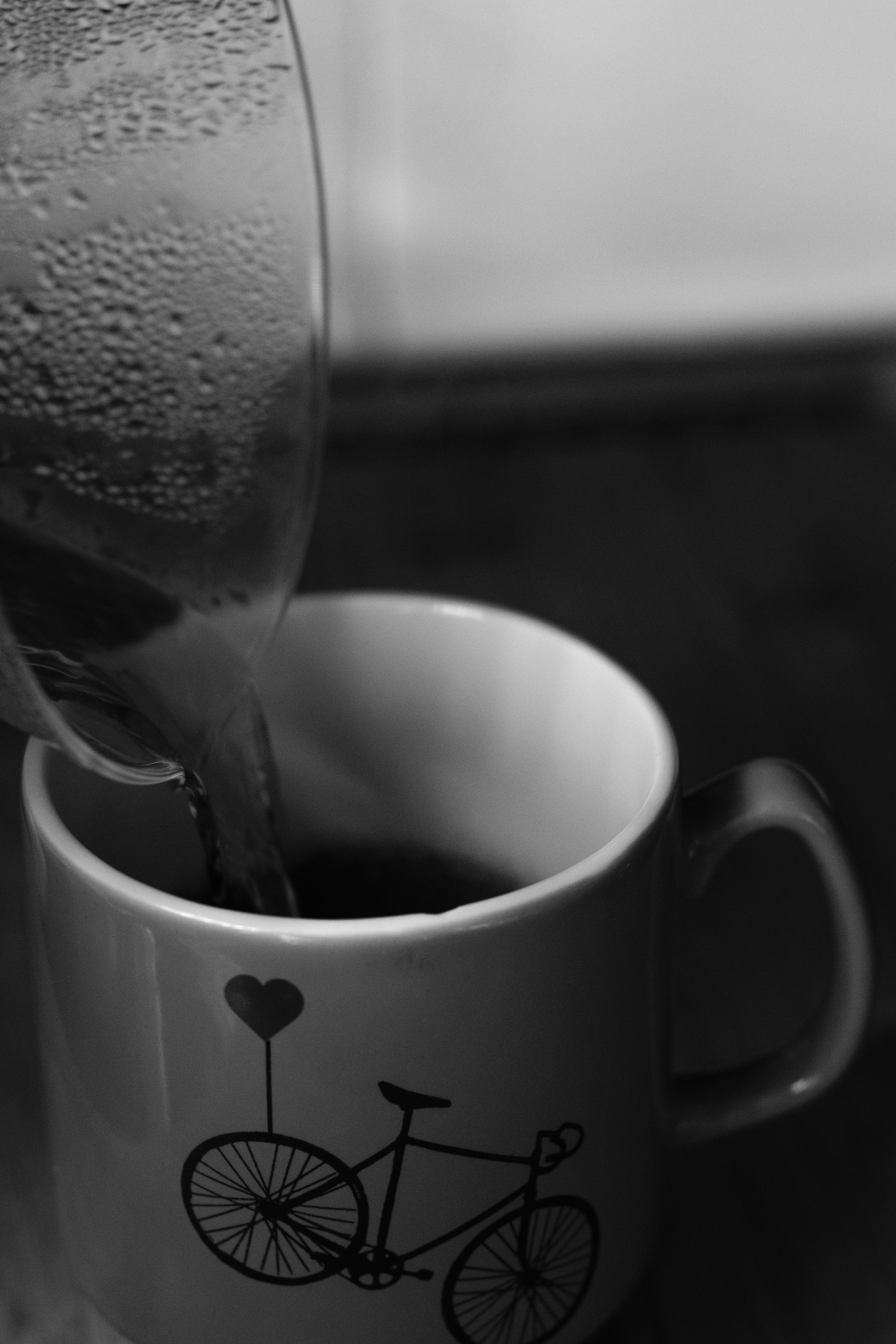 Noir Pour: Morning Brew Meets a Bicycle Mug
