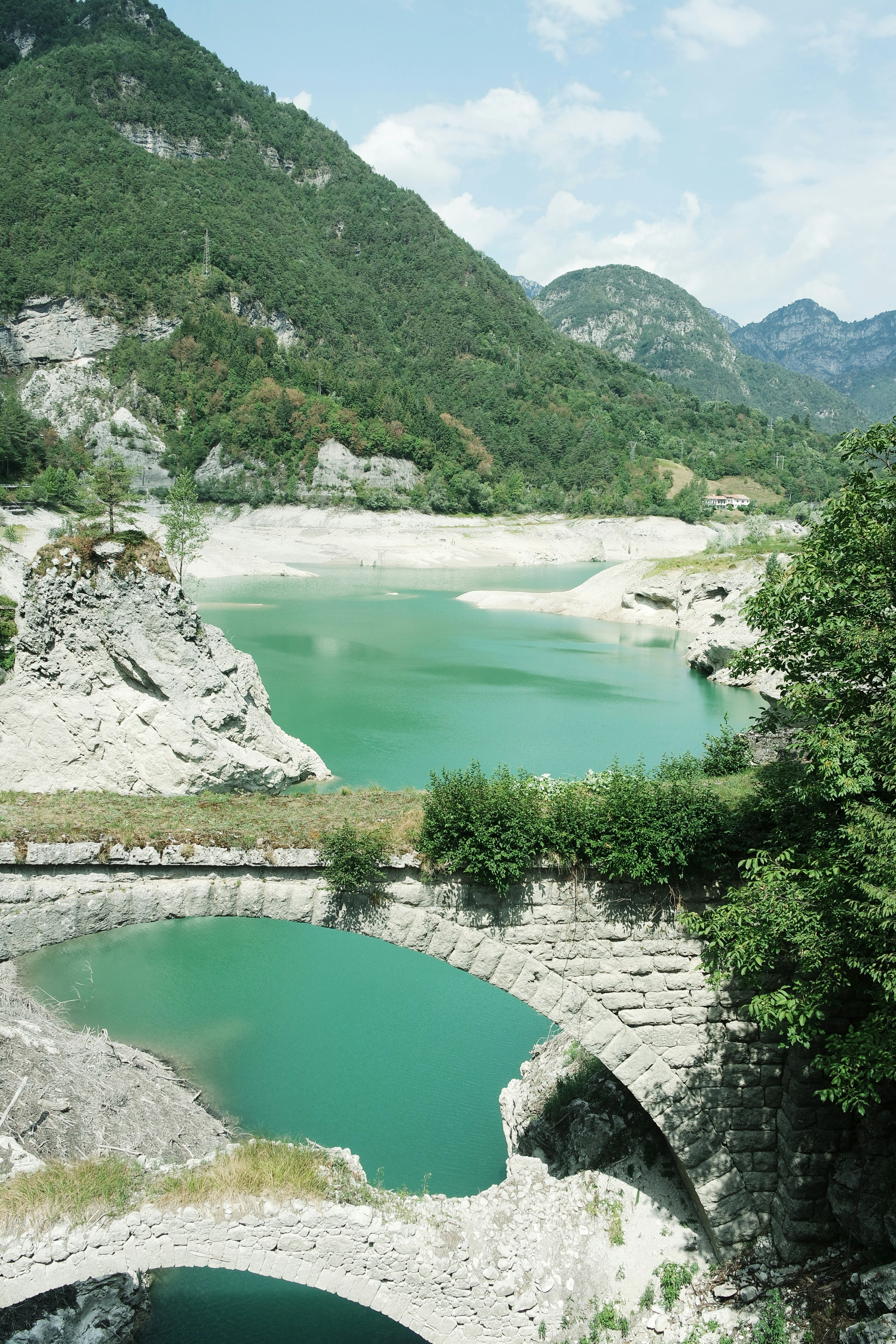 A river running through a valley photo – Free Lago di redona Image on ...