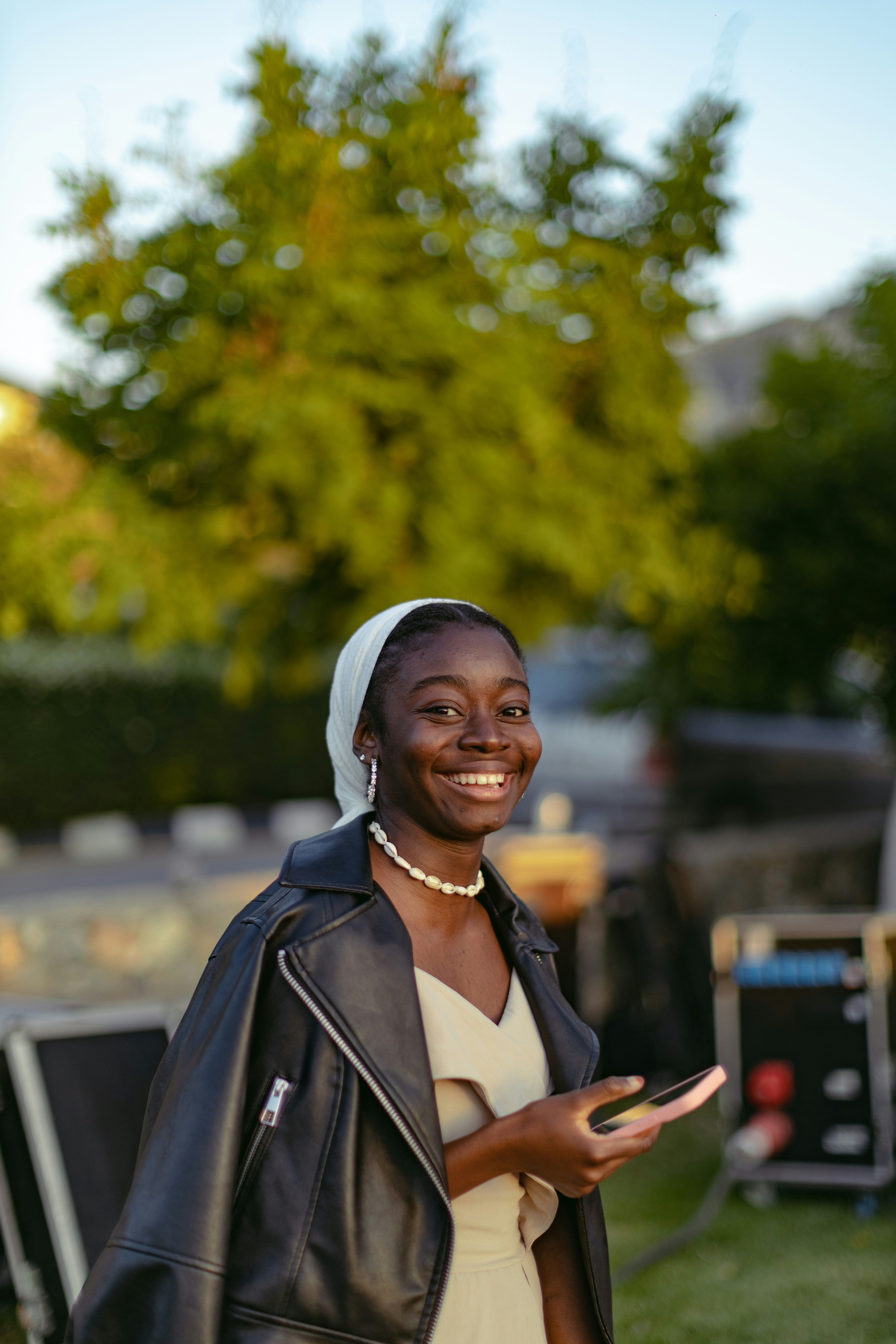 Une personne souriant à la caméra photo – Photo Université américaine ...